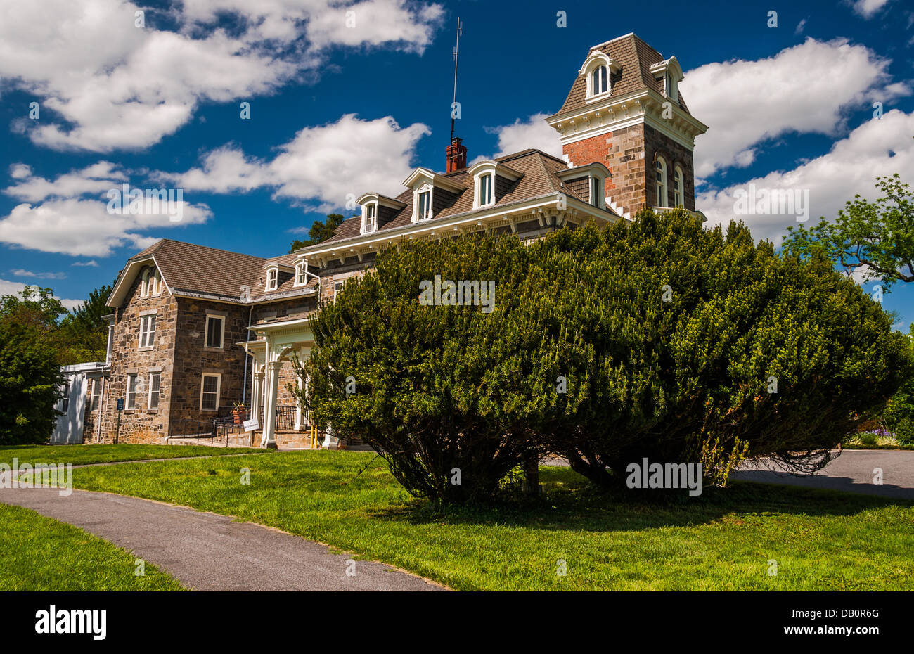 Bushes in front of the mansion at Cylburn Arboretum, Baltimore ...