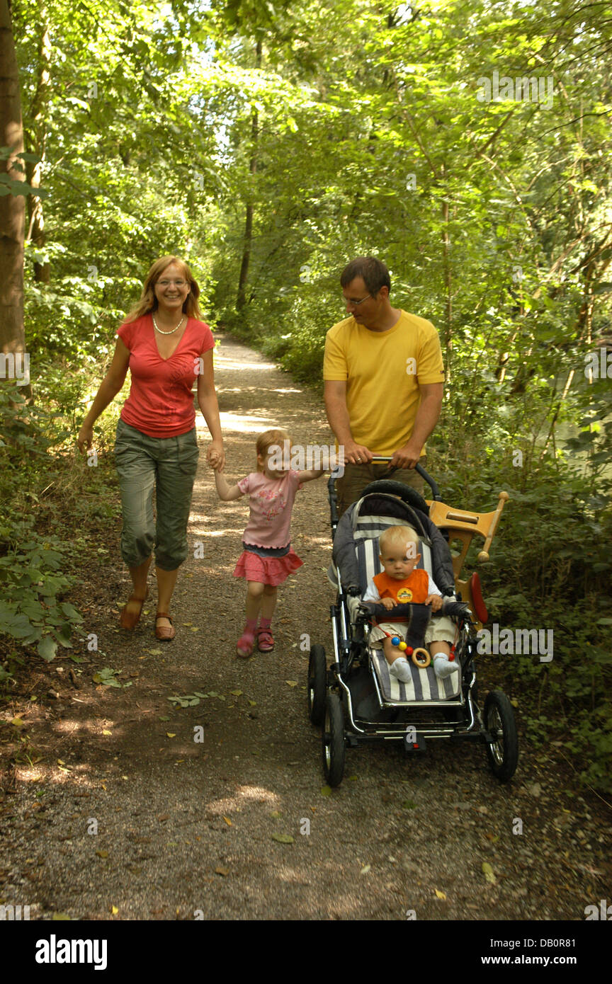 Family Ott (father Peter Ott, daughter Annika Ott, son Lukas Ott ...