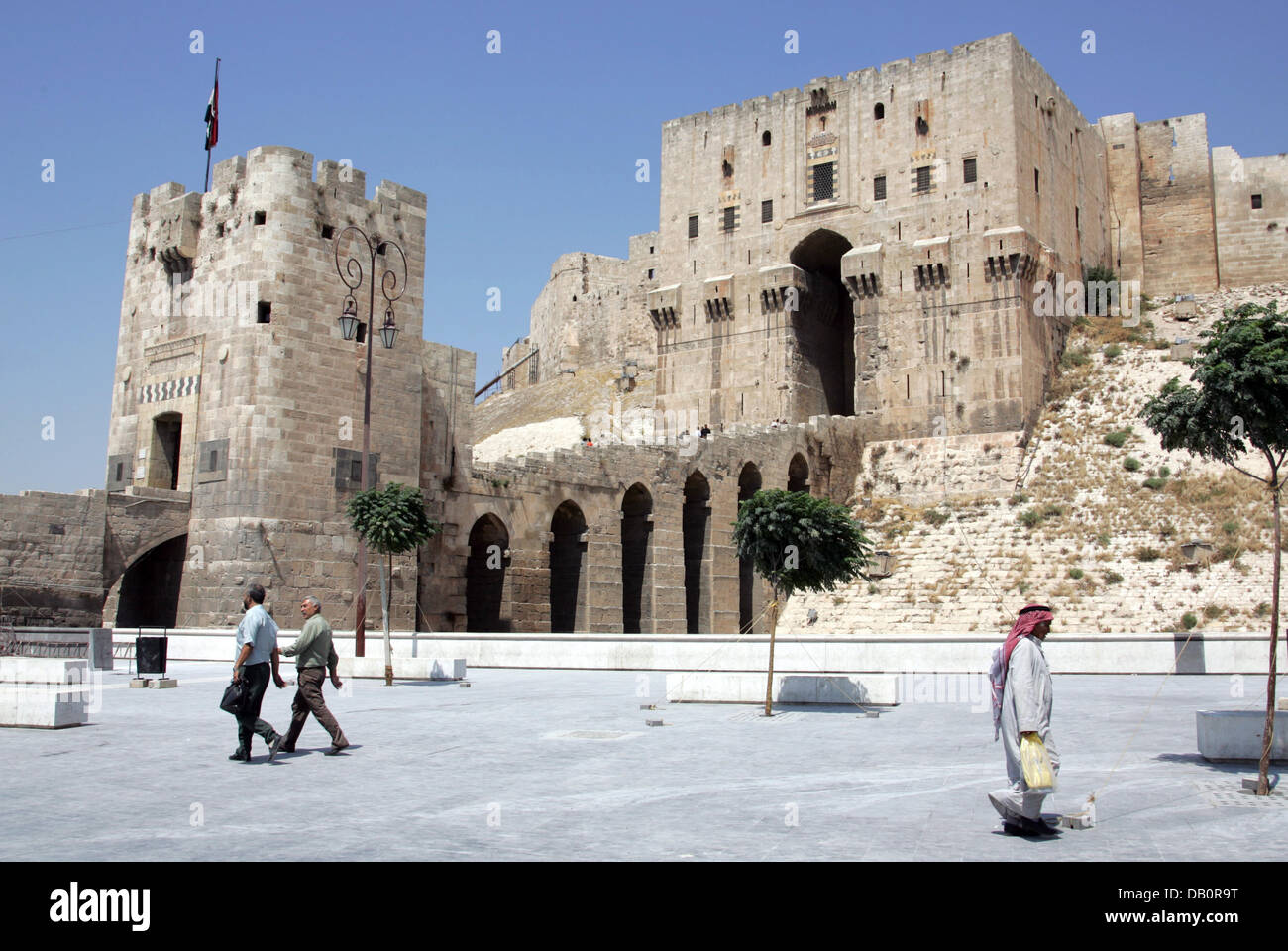 Human interest hum architecture archaeology towers turrets castle syria ...