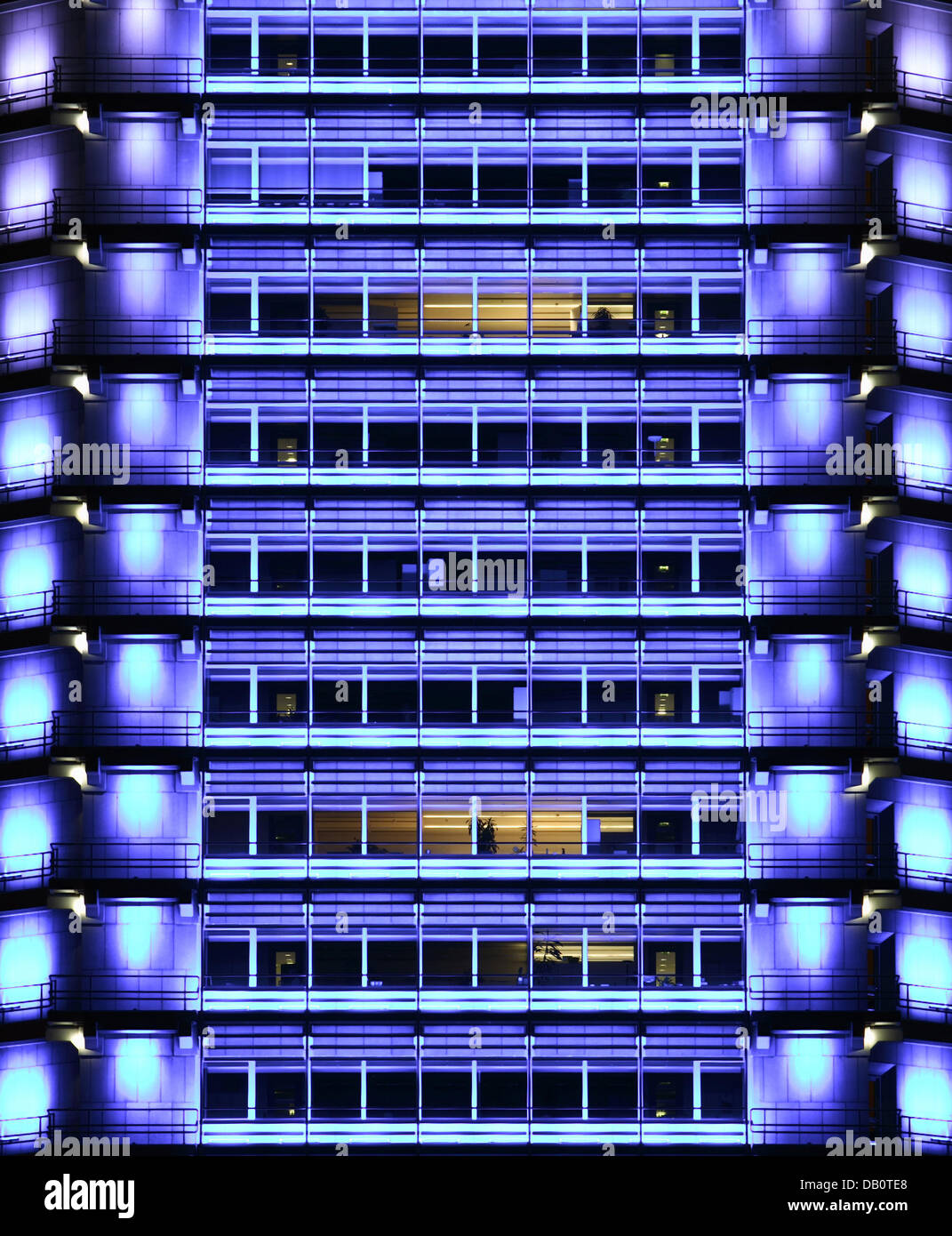 The picture shows the house front of a tall building in Frankfurt Main ...