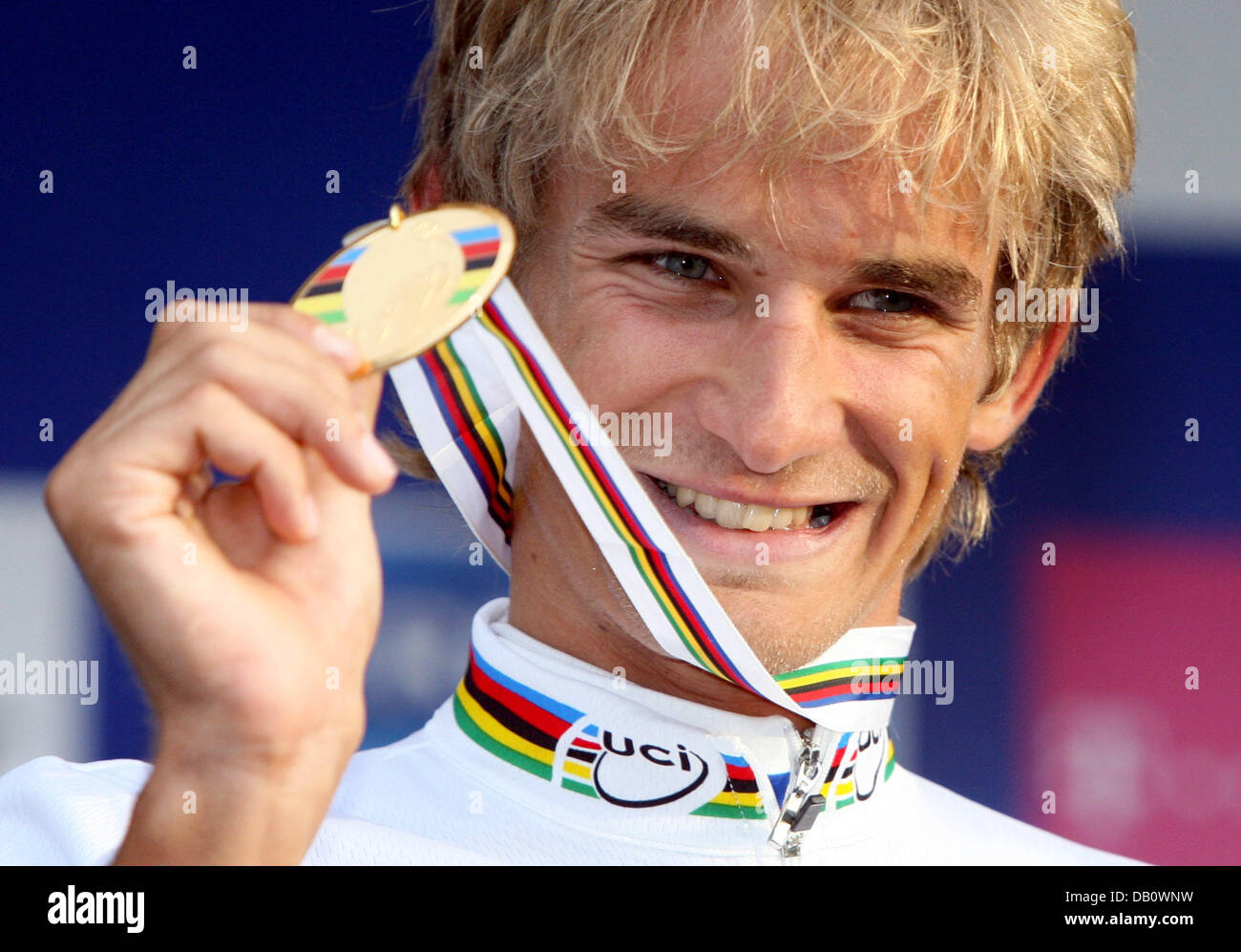 Peter Velits of Slovakia poses with his gold medal won in the Men Under ...