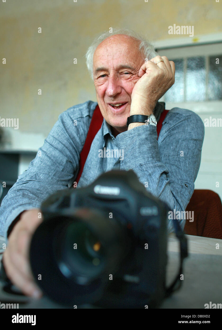 German photo journalist Thomas Hoepker is pictured with his camera in ...