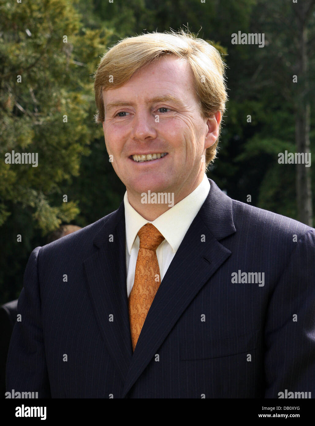 Crown Prince Willem-Alexander of the Netherlands visits the village ...