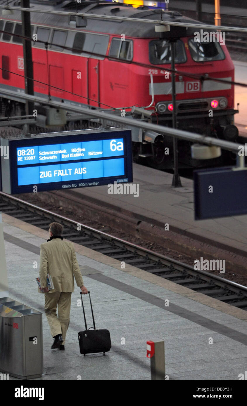 Cancelled train hi-res stock photography and images - Alamy