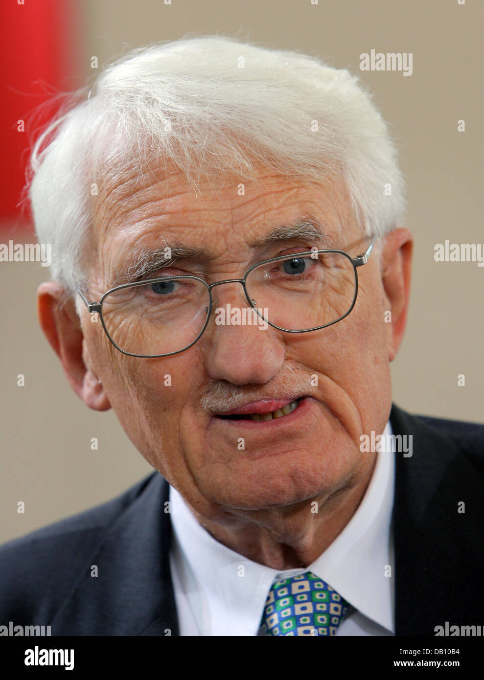Juergen habermas hi-res stock photography and images - Alamy