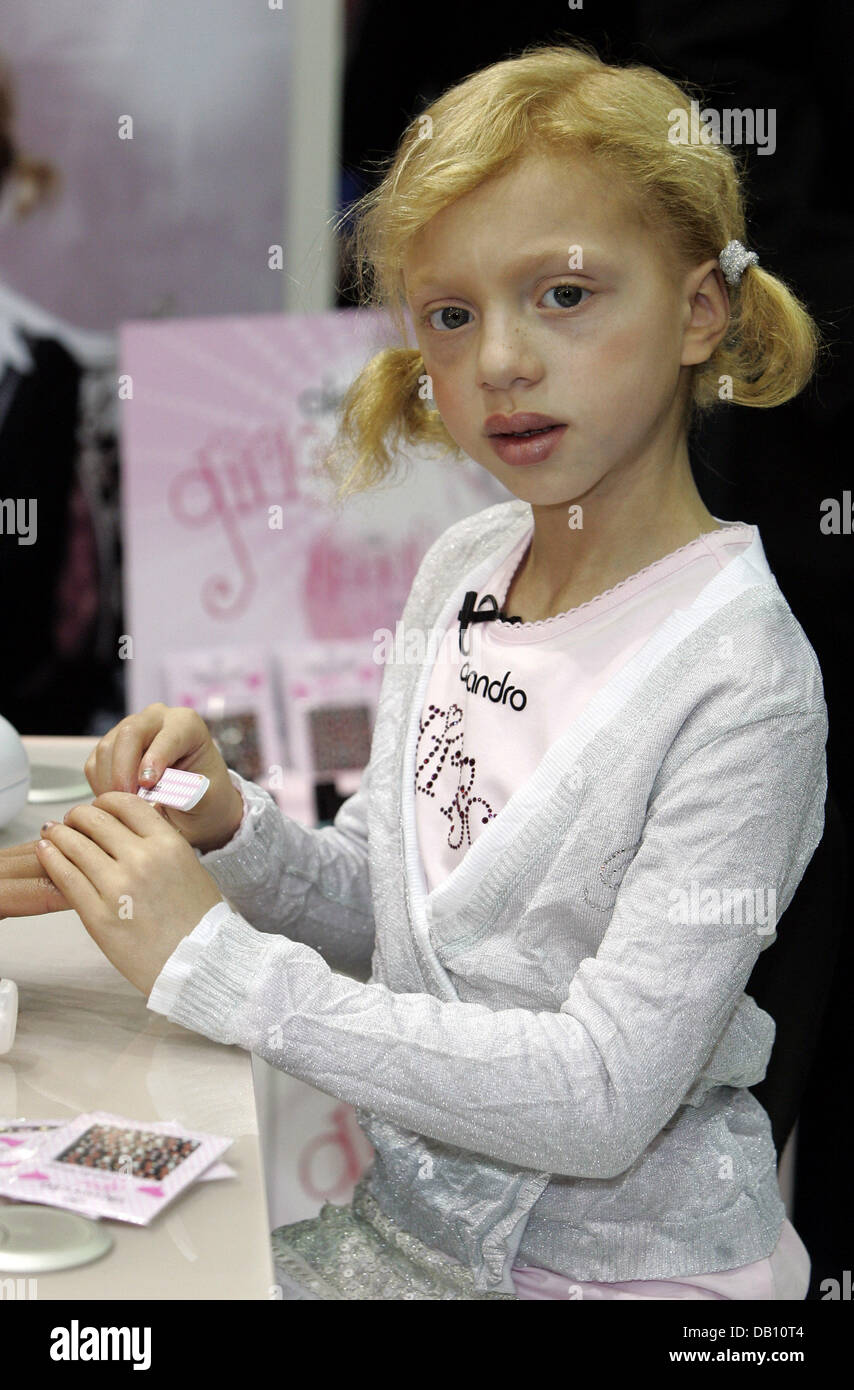 FILE - Anna Ermakova, daughter of former tennis player Boris Becker, is ... FILE - Anna Ermakova, daughter of former tennis player Boris Becker, is ...