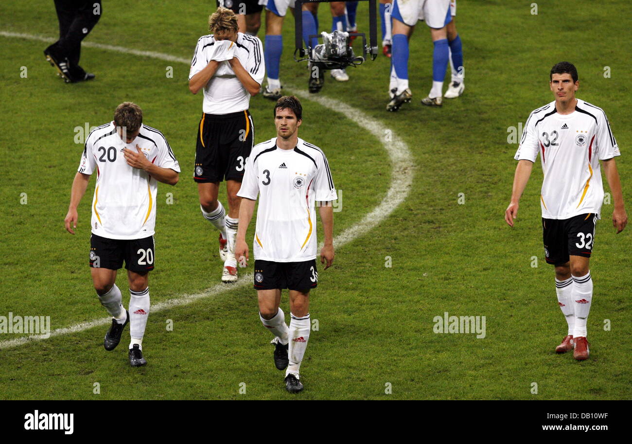 Players of the German national soccer team Lukas Podolski, Simon Rolfes ...