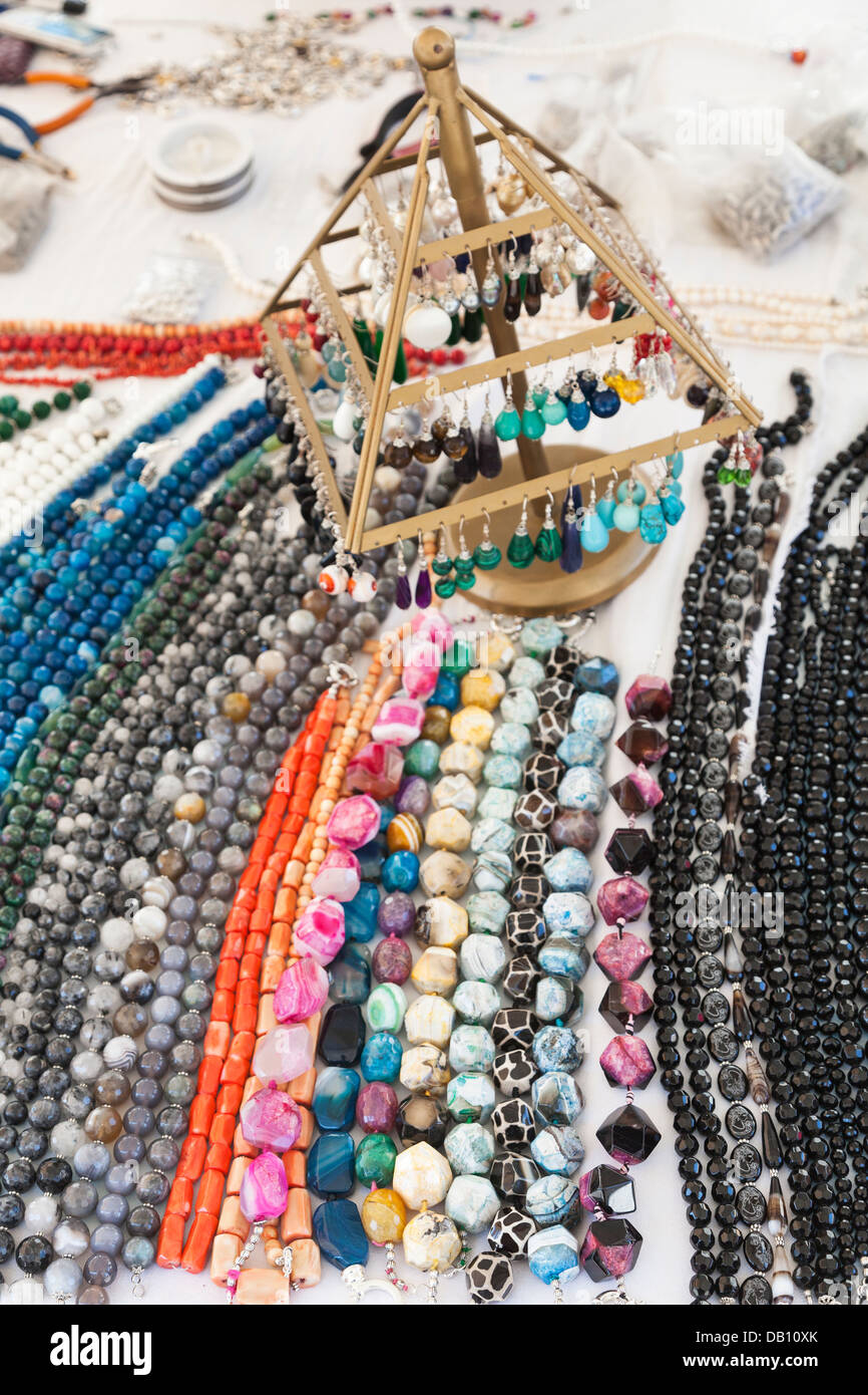 Strings of beads hi-res stock photography and images - Alamy