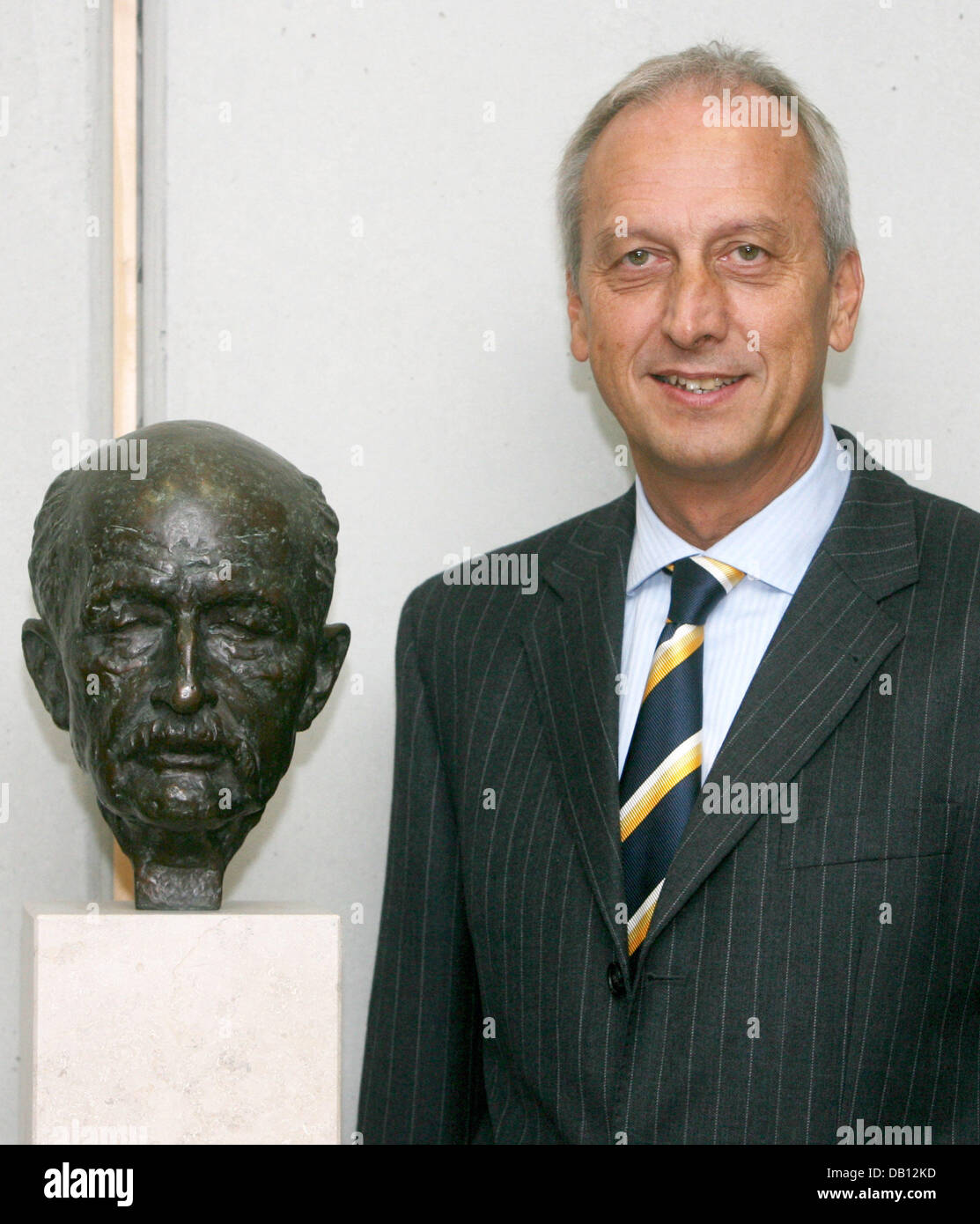 The father of physics hi-res stock photography and images - Alamy