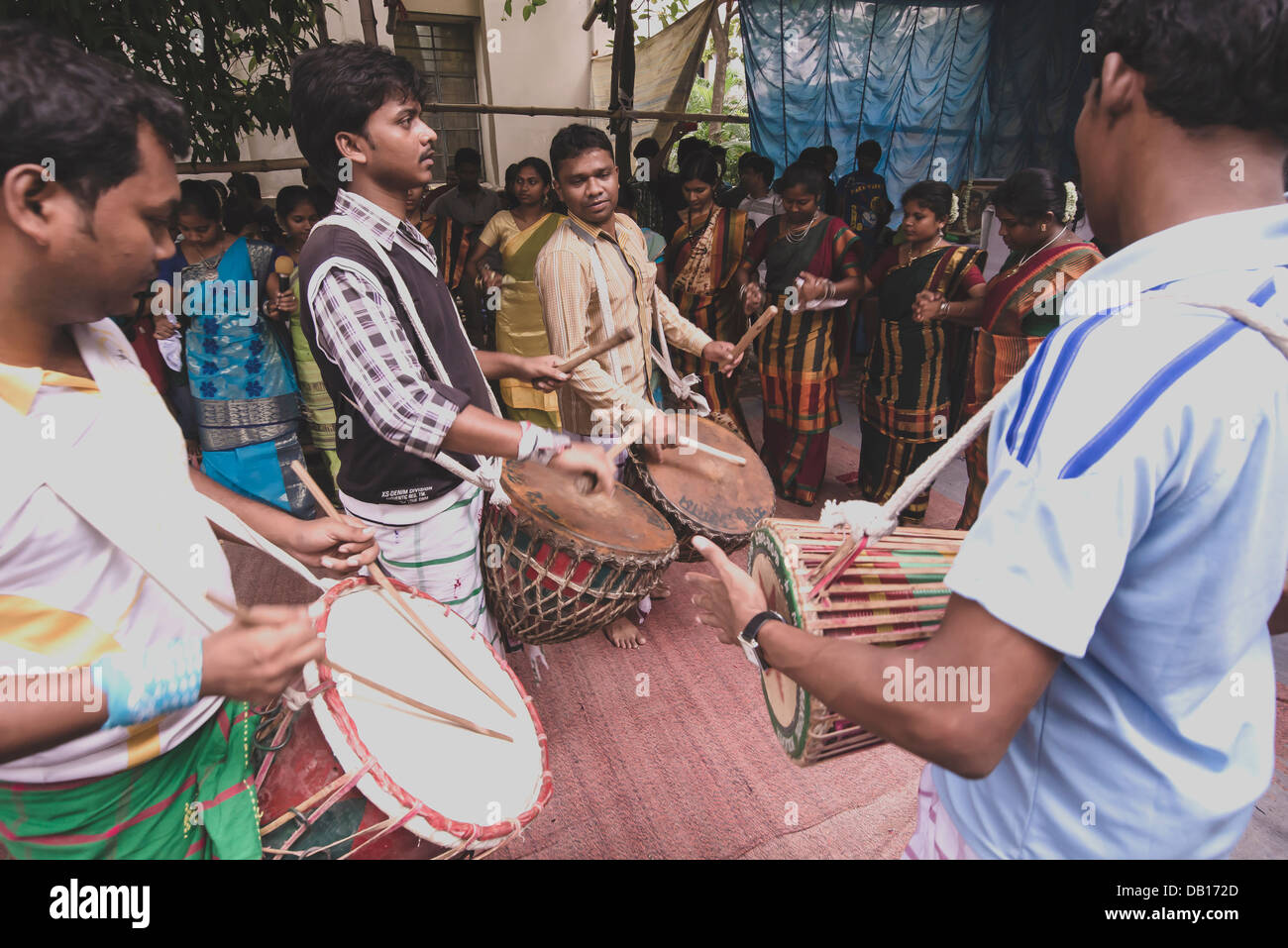 Santhal tribal hi-res stock photography and images - Alamy