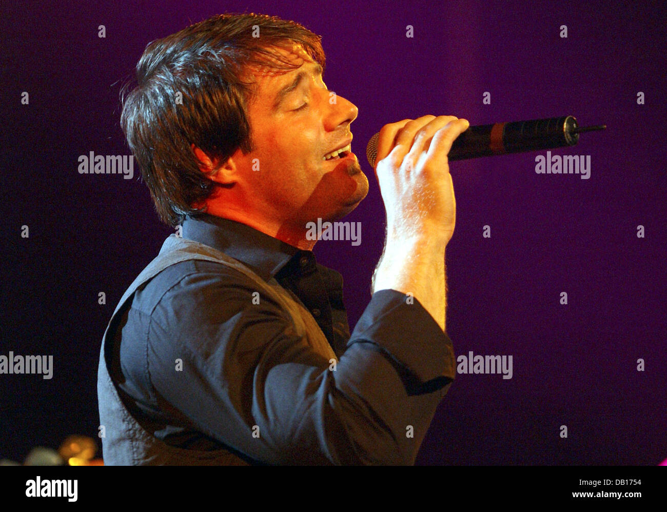 German pop singer Sasha performs with Klaus Doldinger's jazz band ...