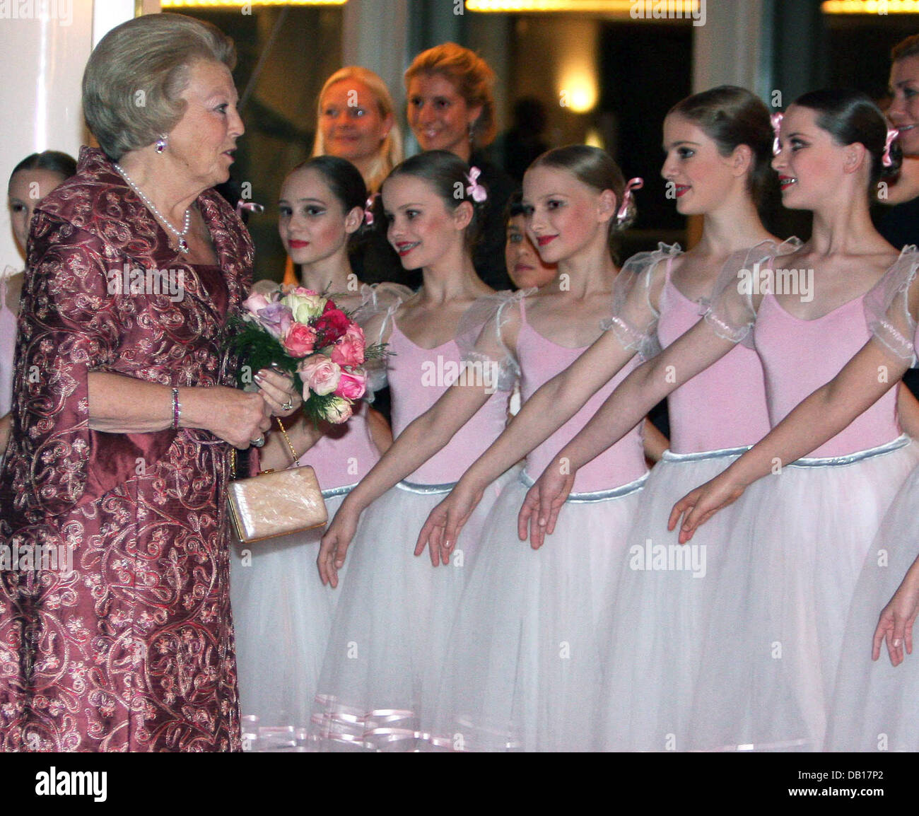 Dutch Queen Beatrix (L) attends the 14th Ballet Gala of Foundation ...