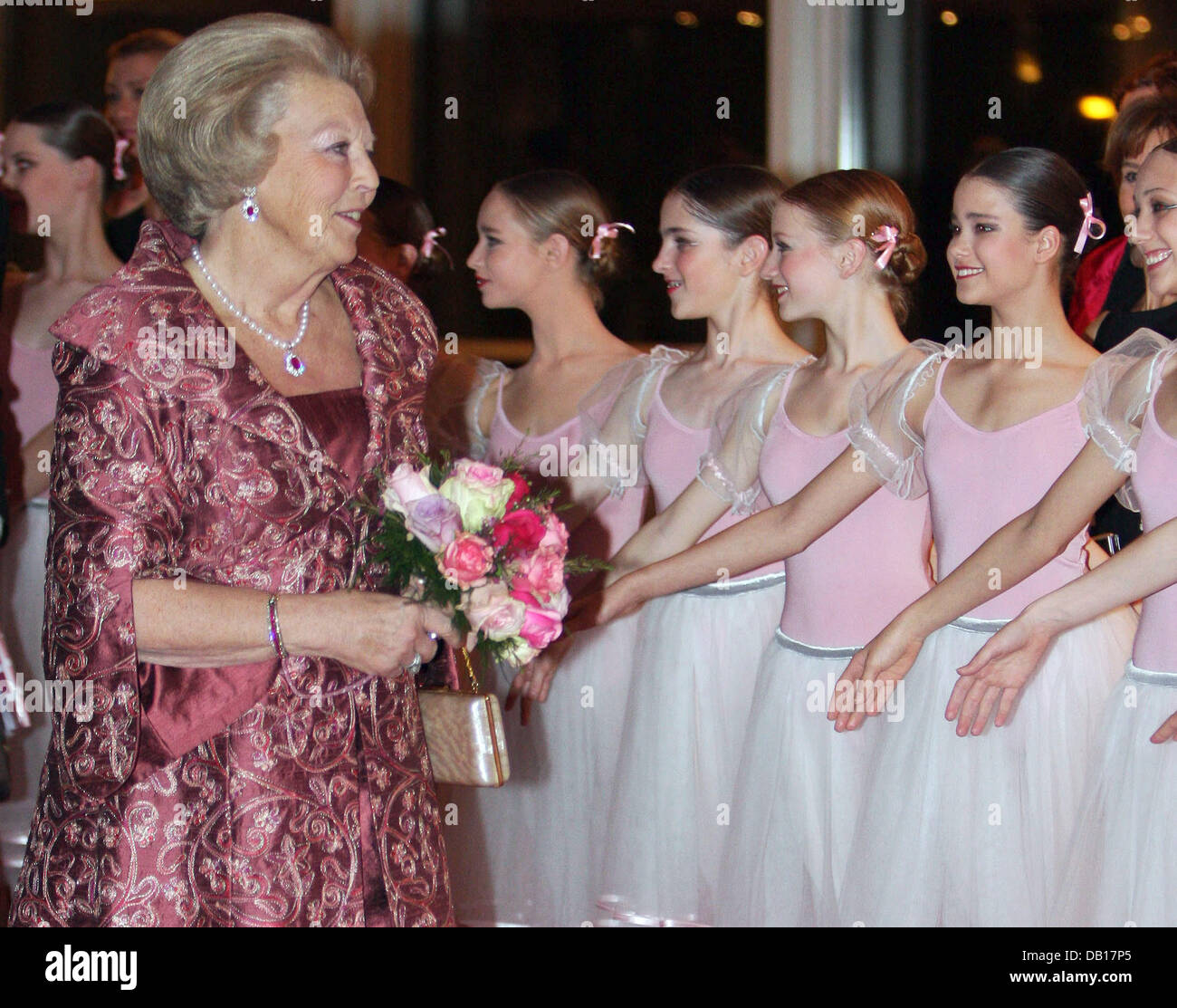 Dutch Queen Beatrix (L) attends the 14th Ballet Gala of Foundation ...