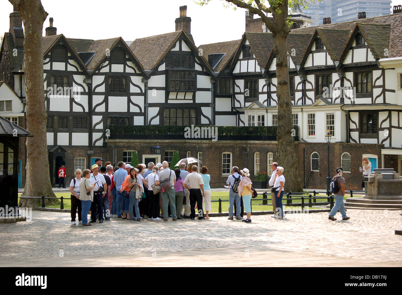 The picture shows the Queen House in the inner courtyard of the Tower ...
