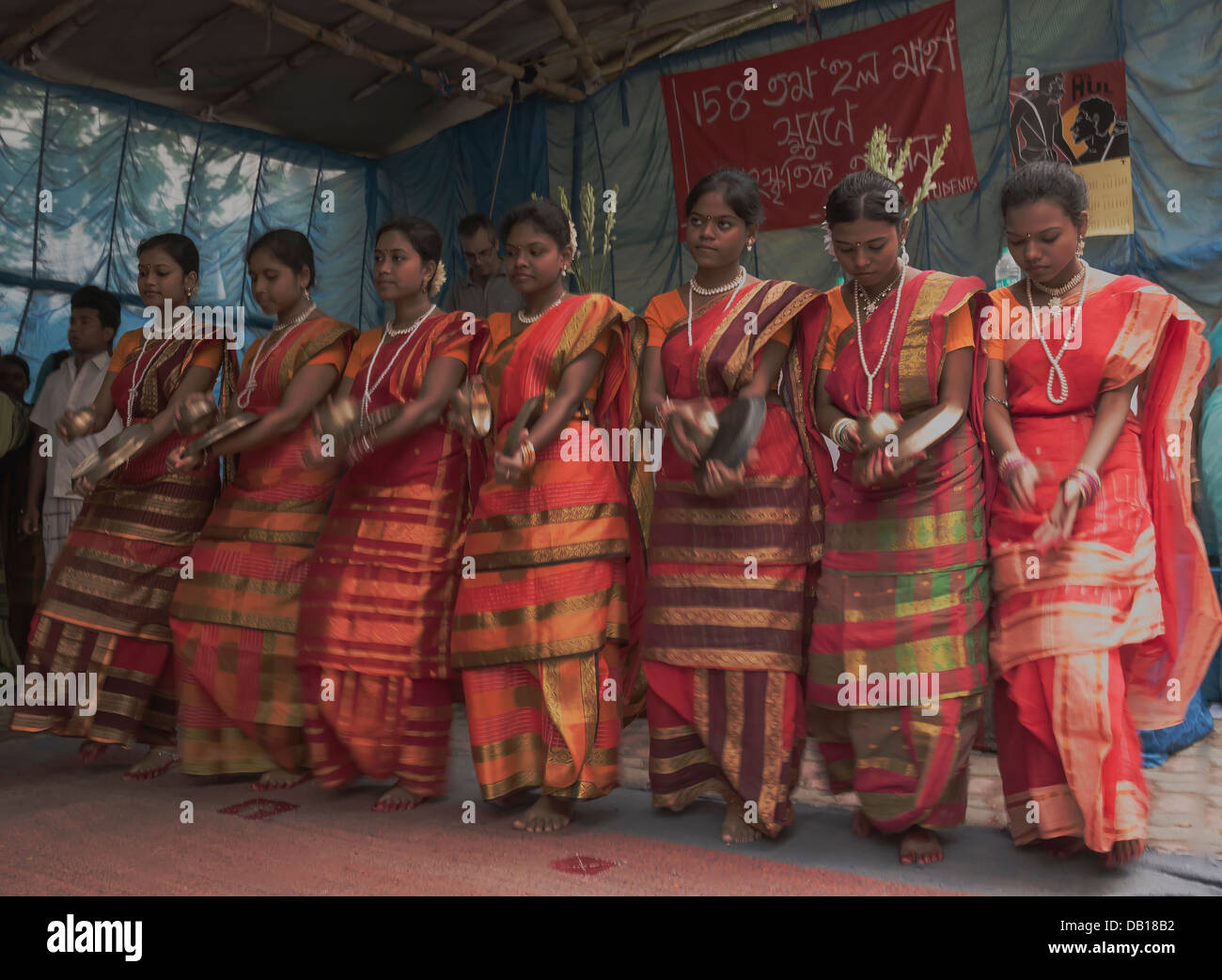 Santhal tribal ceremony hi-res stock photography and images - Alamy