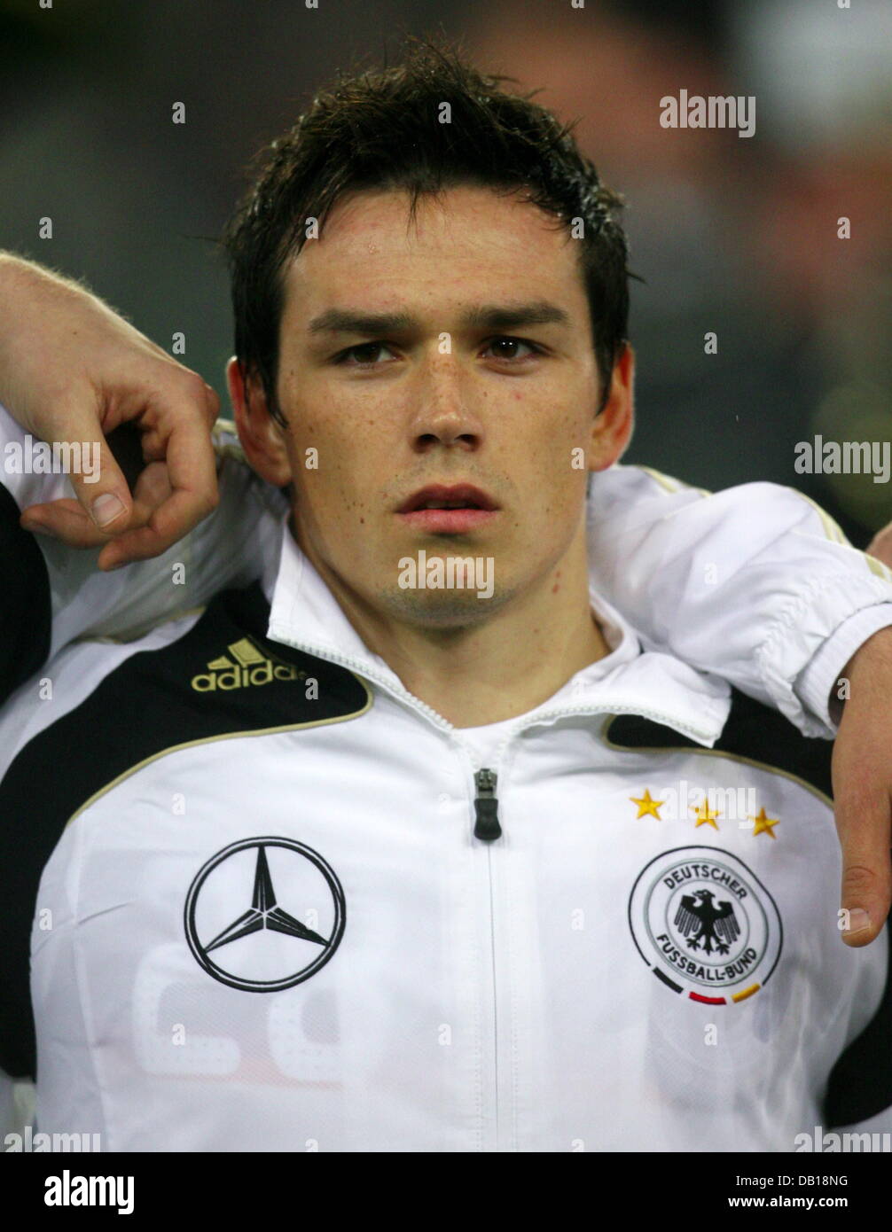 Left winger hi-res stock photography and images - Alamy