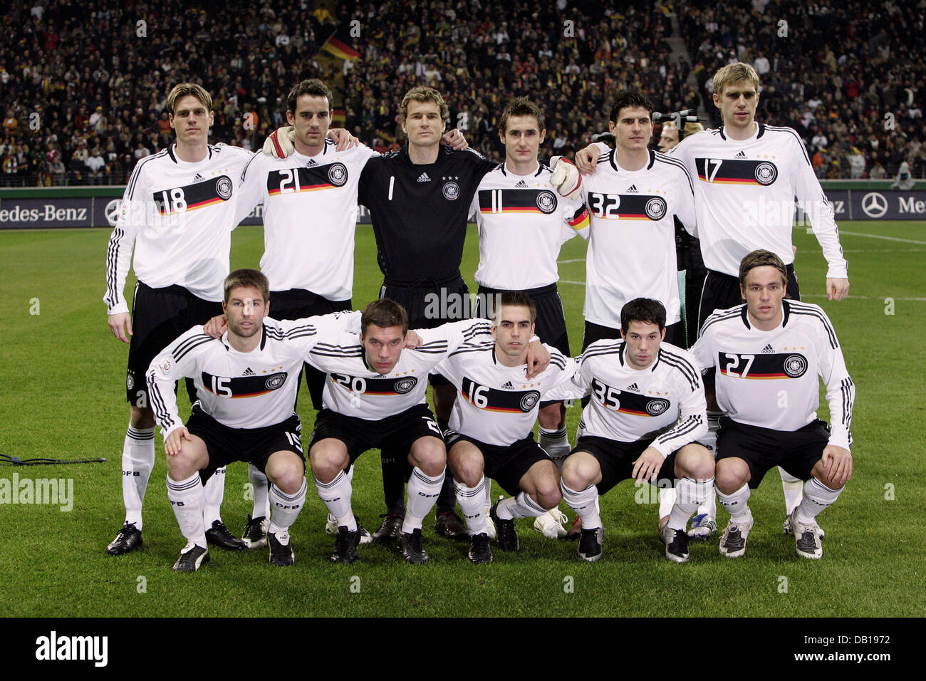 The German national team poses for a group photo, Tim Borowski ...