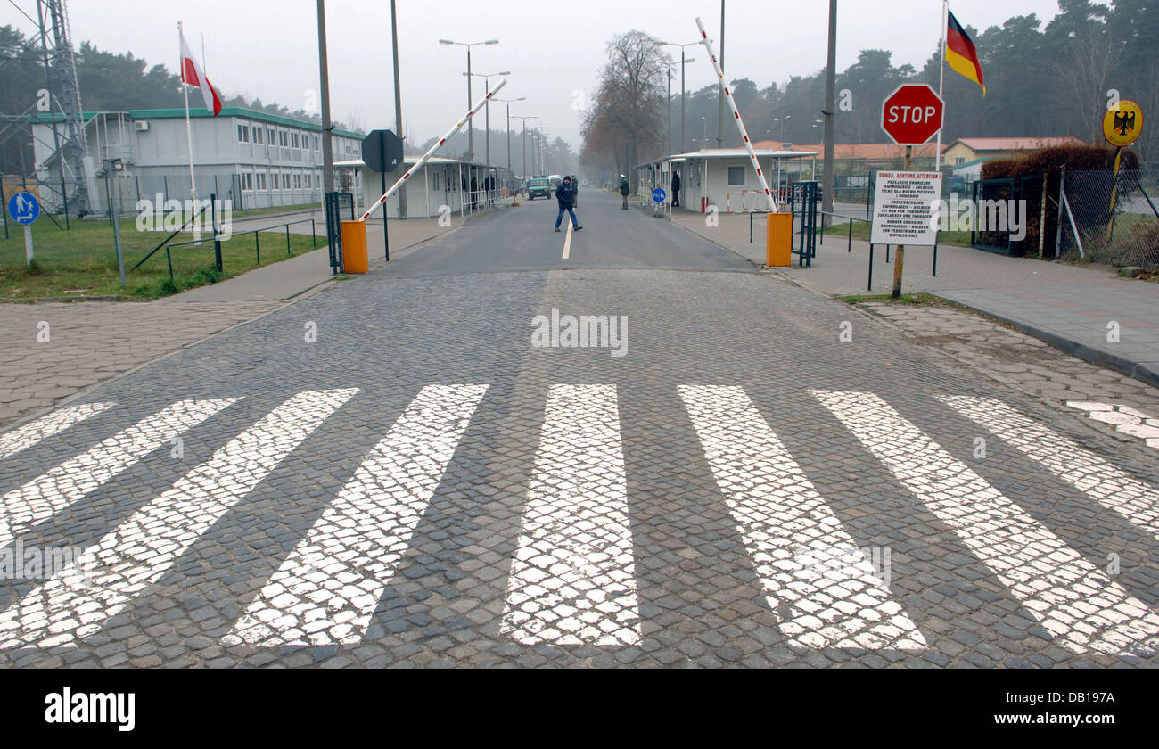 A barrier marks the German-Polish border between Ahlbeck and ...