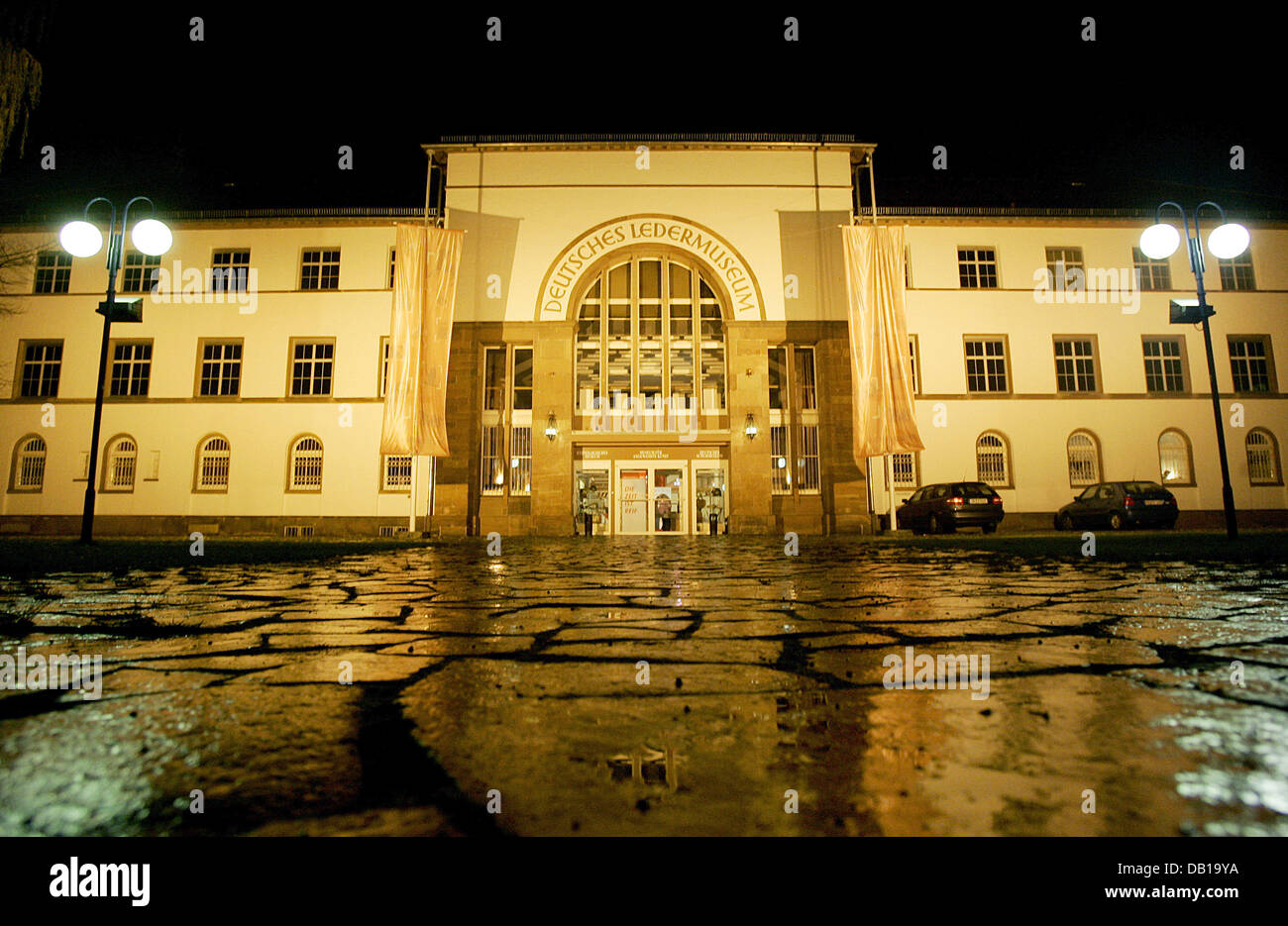 The photo shows the German leather museum (Deutsches Ledermuseum) in ...