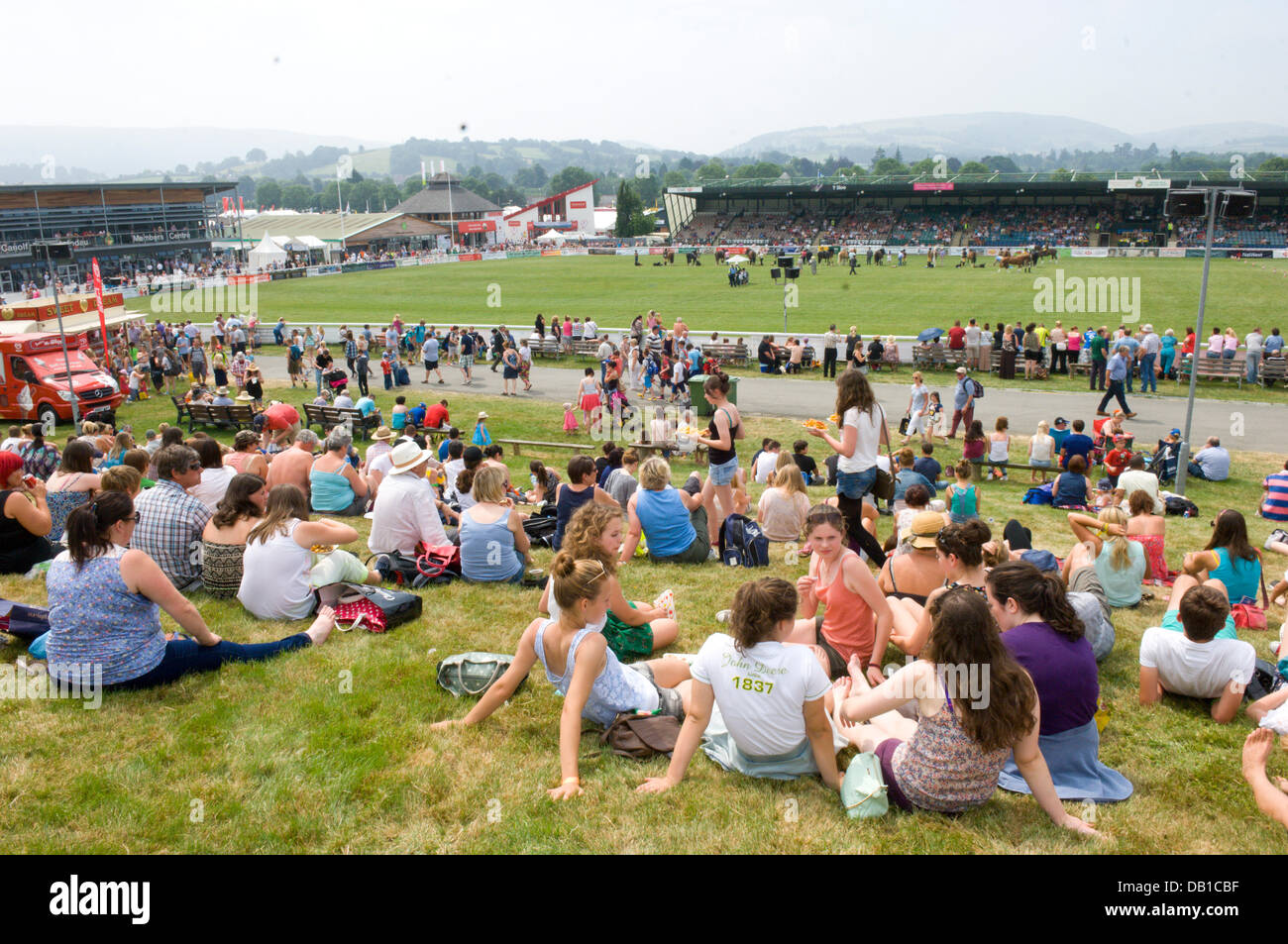 Llanelwedd (Nr. Builth Wells), Wales, UK. 22nd July 2013. People ...