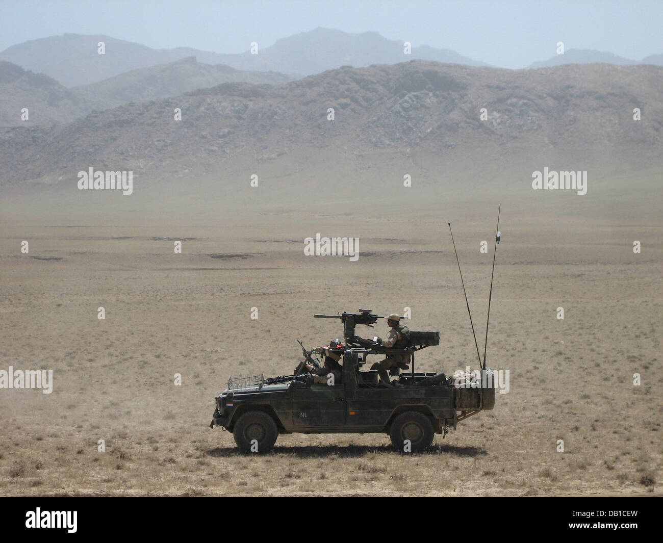 (dpa file) The file picture dated 07 May 2005 shows a Dutch convoy ...