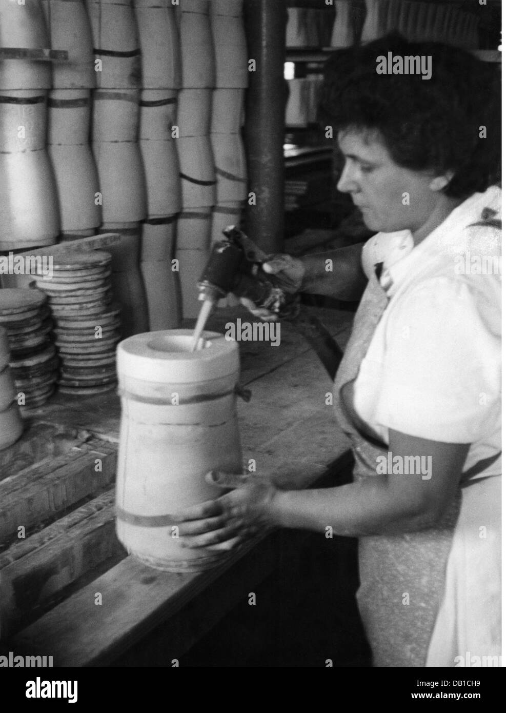 industry, porcelain, casting, slip poured into plaster mould, Rosenthal ...