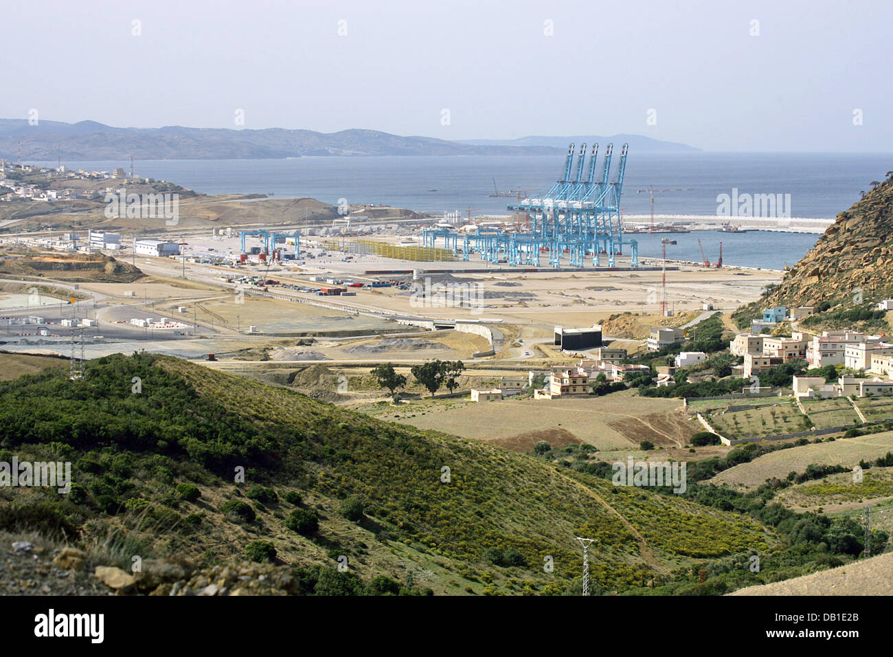 Terminal expansion project port hi-res stock photography and images - Alamy