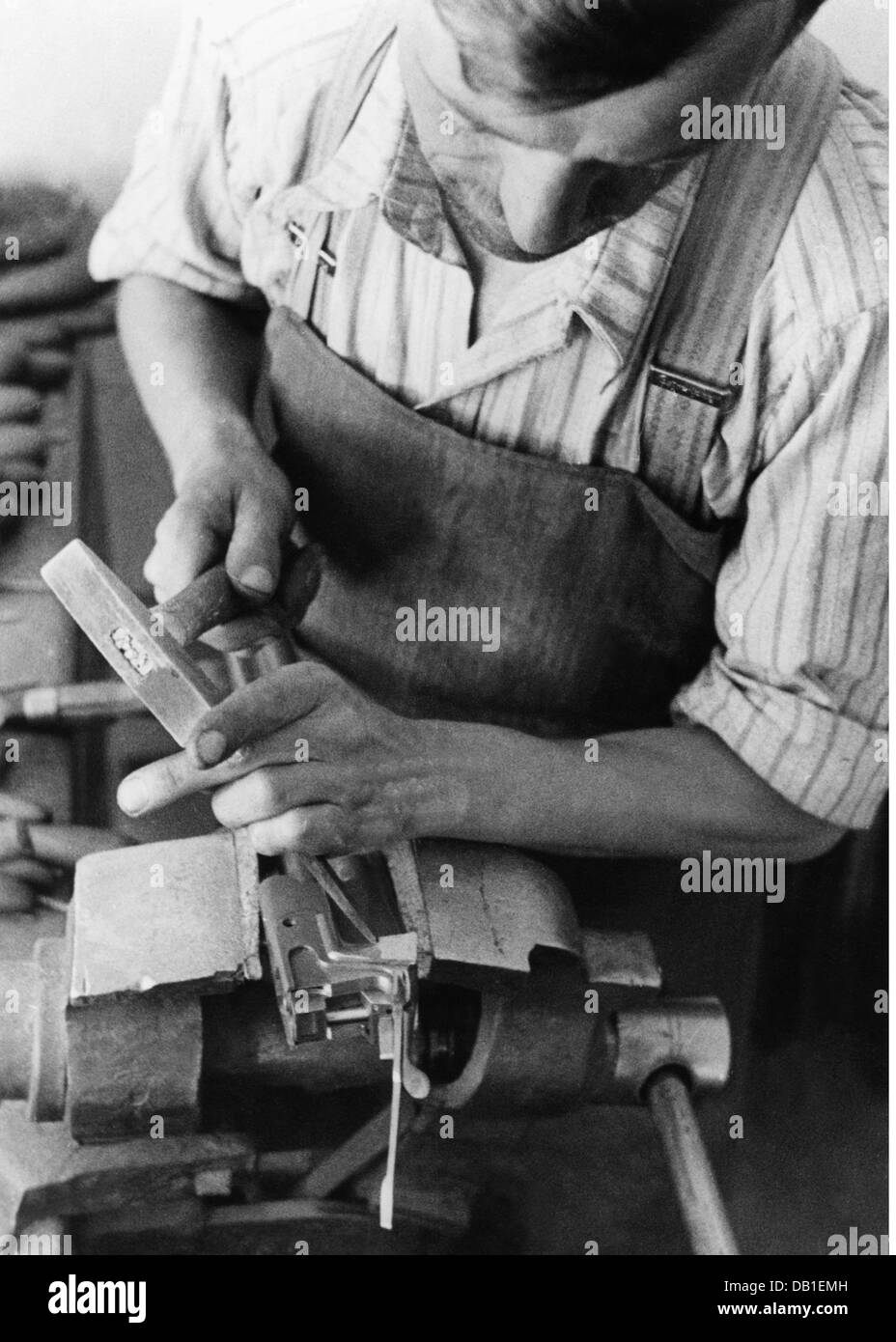 Breech Lock High Resolution Stock Photography and Images - Alamy