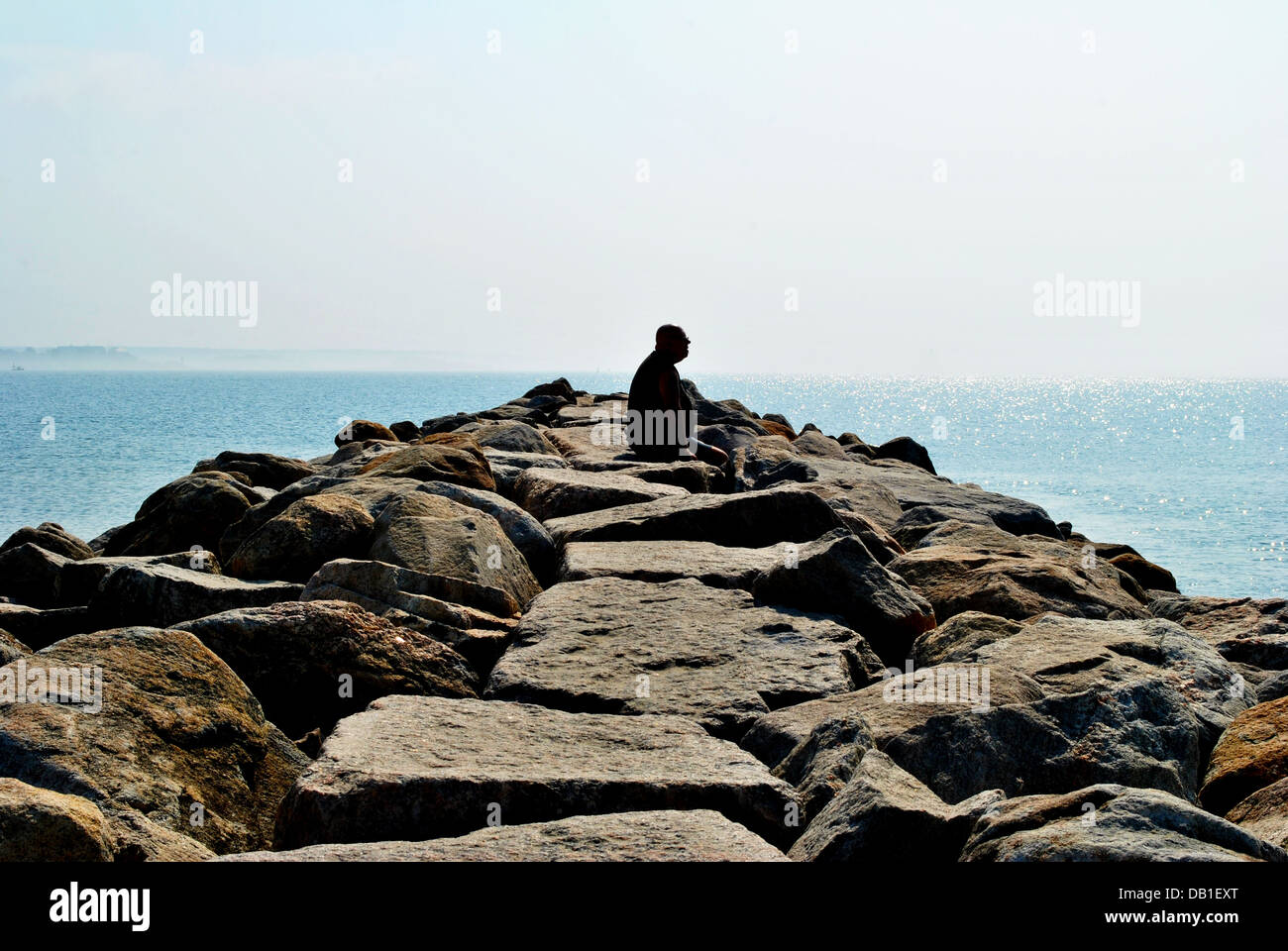 Shoal rock hi-res stock photography and images - Alamy