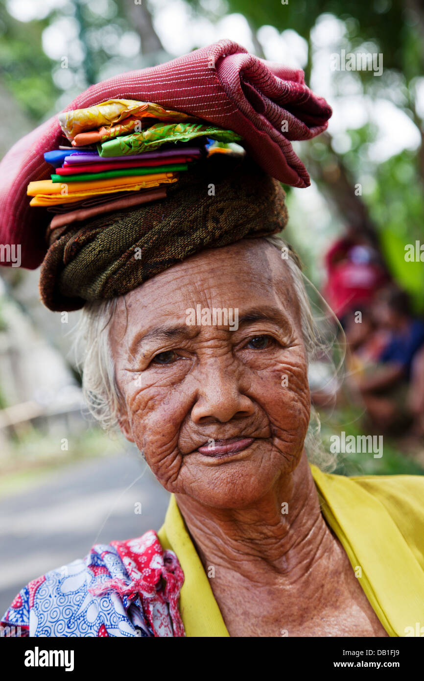 Old Balinese Women Stock Photos & Old Balinese Women Stock Images - Alamy