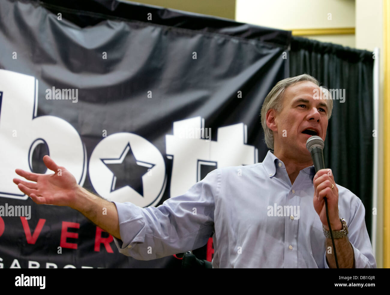 Texas Attorney General Greg Abbott during a campaign stop in Austin ...