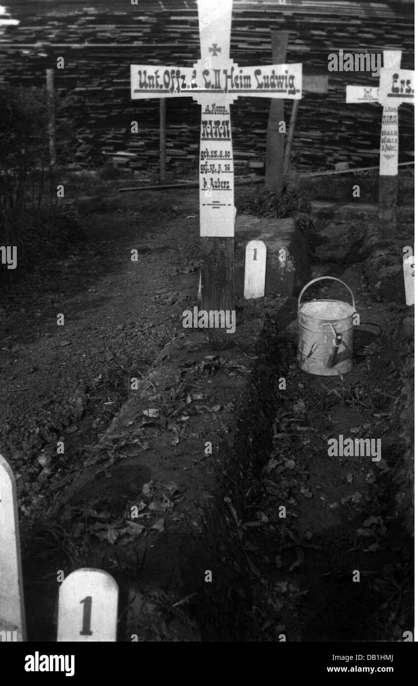 German wwi graves hi-res stock photography and images - Alamy