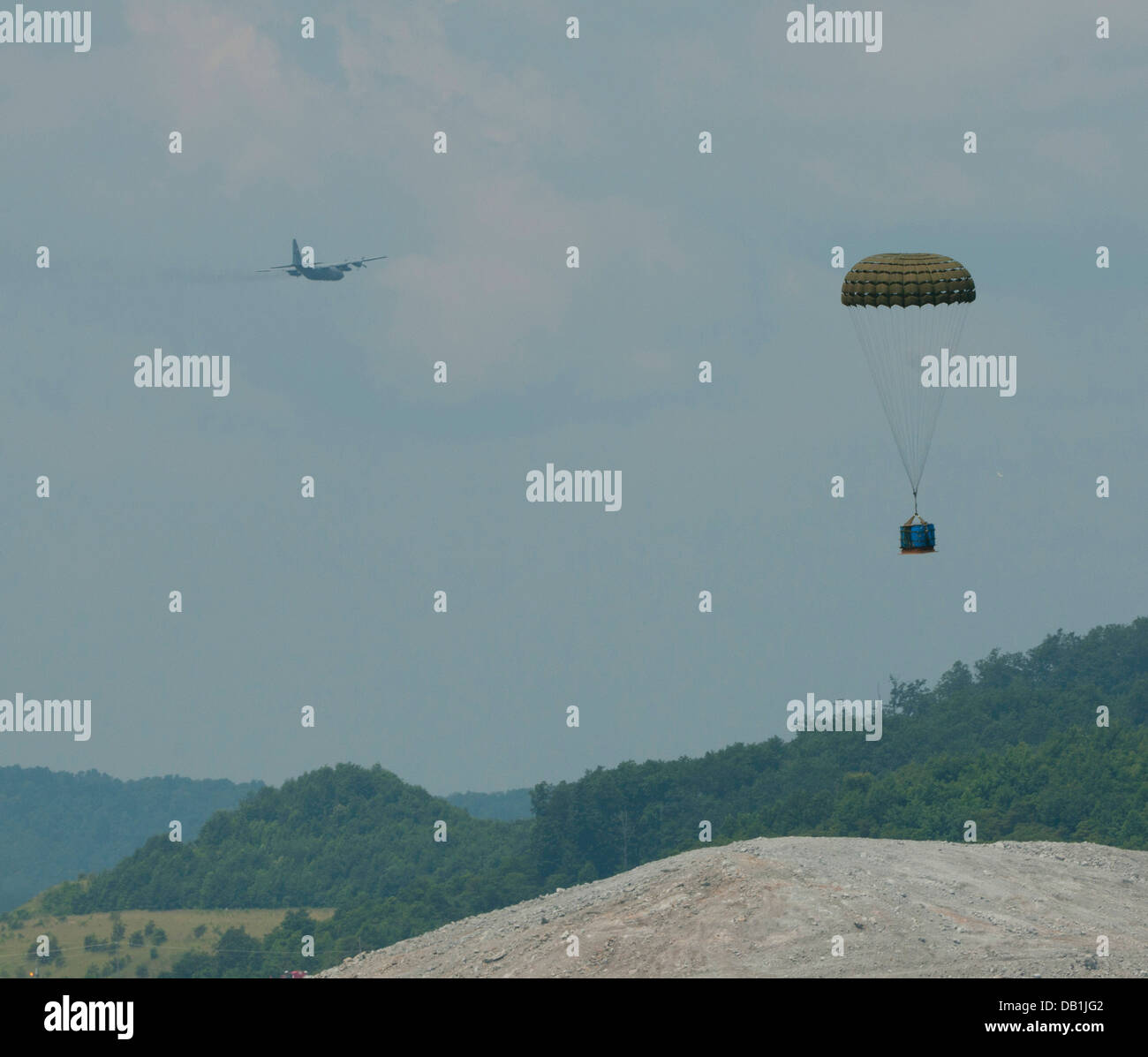 A C-130 from the 145th Airlift Wing, North Carolina Air National Guard ...