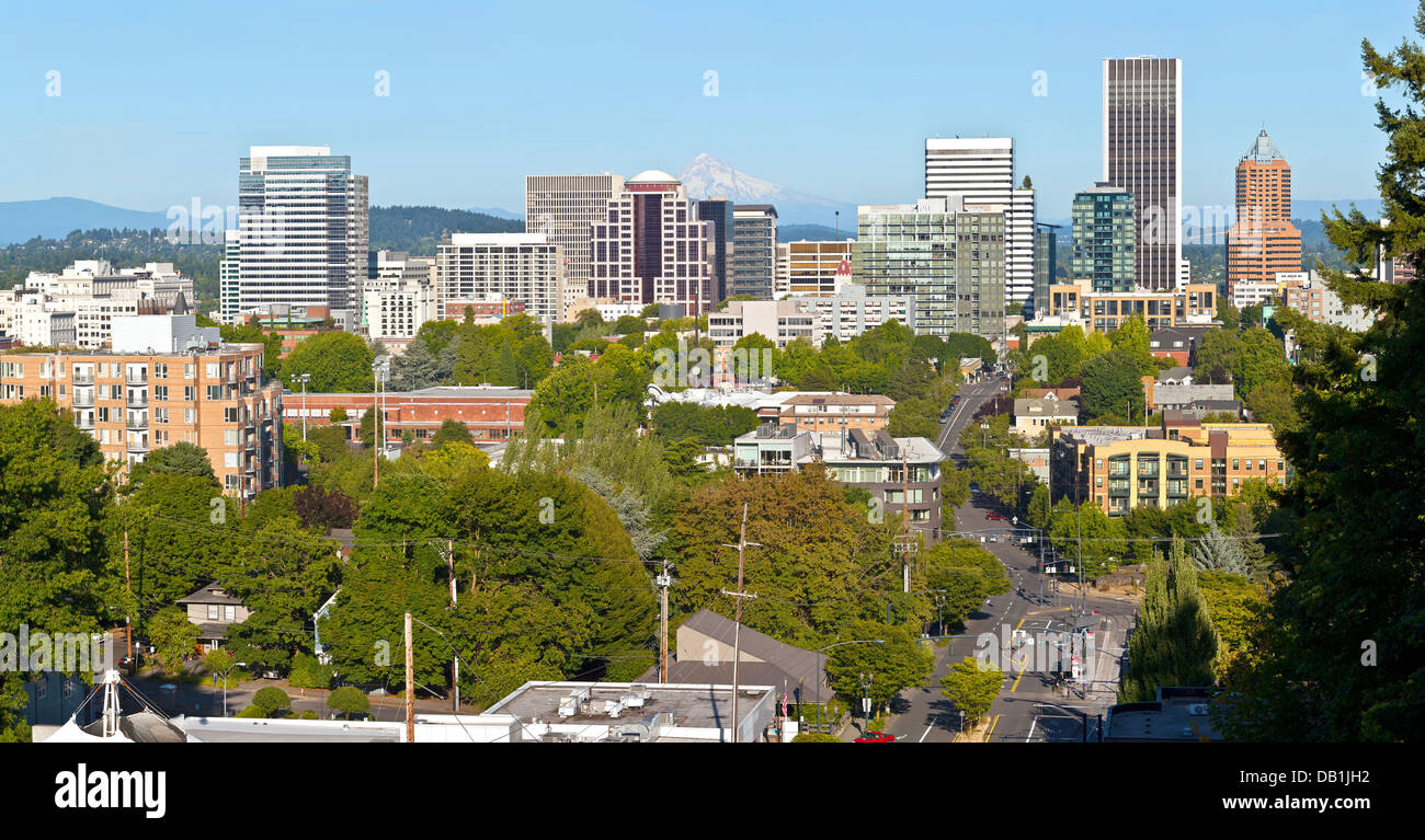 Portland Oregon skyline panorama from vista bridge eastbound Stock ...