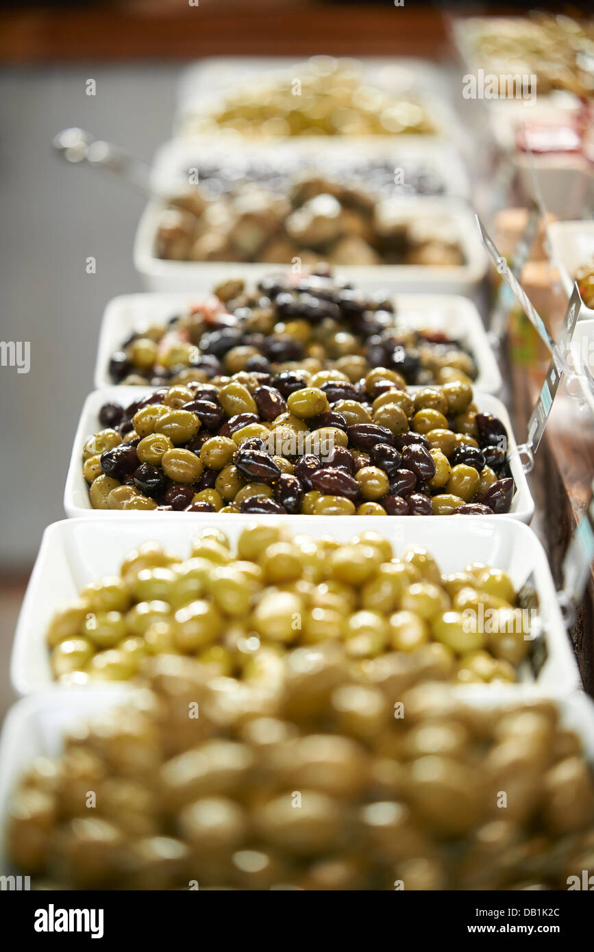 Olive display hi-res stock photography and images - Alamy