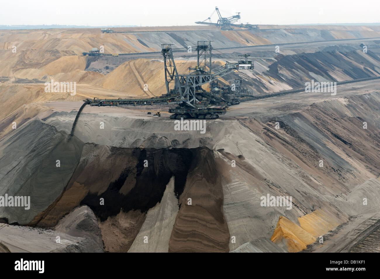 Surface mine hi-res stock photography and images - Alamy