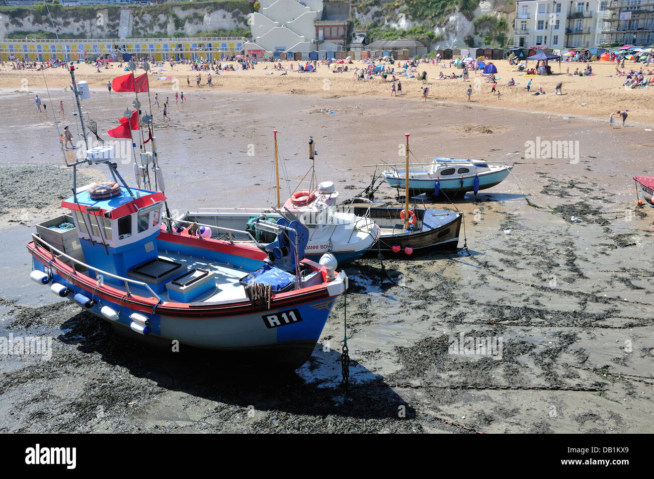 Broadstairs, Kent, England, UK. Fishing boats on the beach at low tide ...