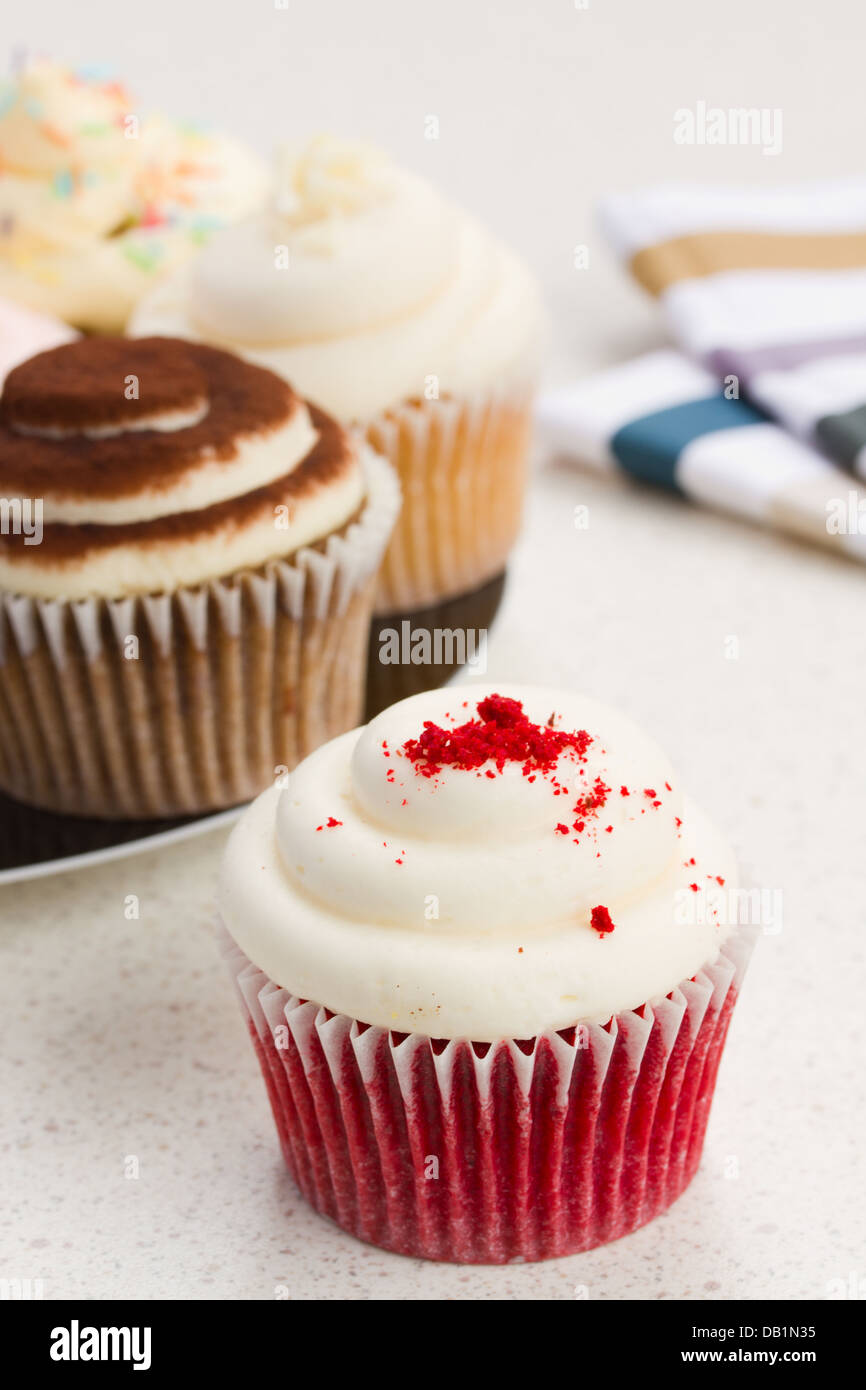Array cupcakes hi-res stock photography and images - Alamy