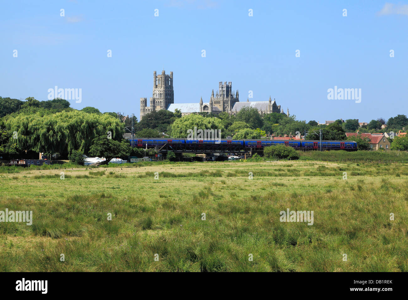 Fenland cambridgeshire hi-res stock photography and images - Alamy