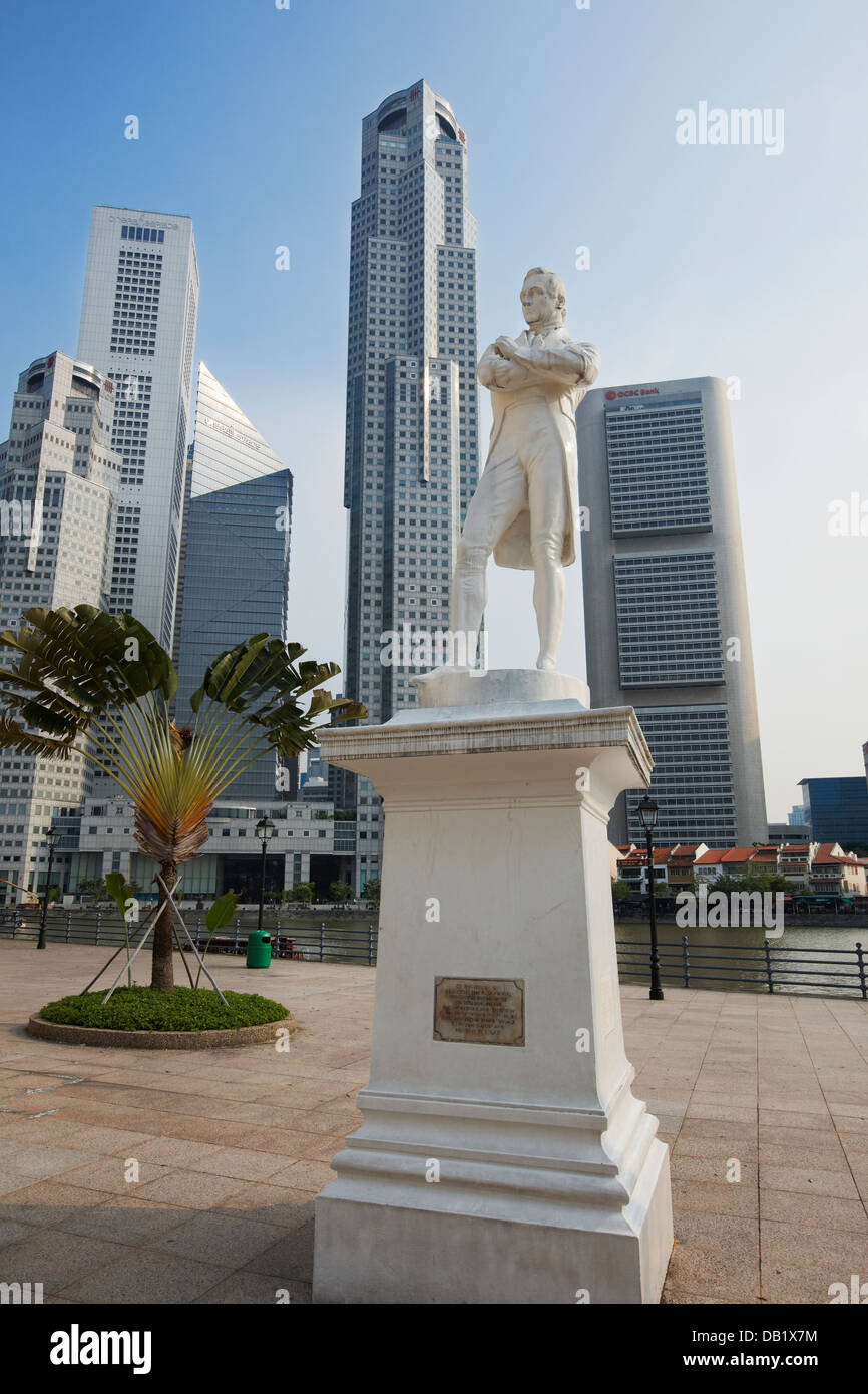 Statue of Sir Stamford Raffles at Raffles' Landing Site, the location where he first landed in ...
