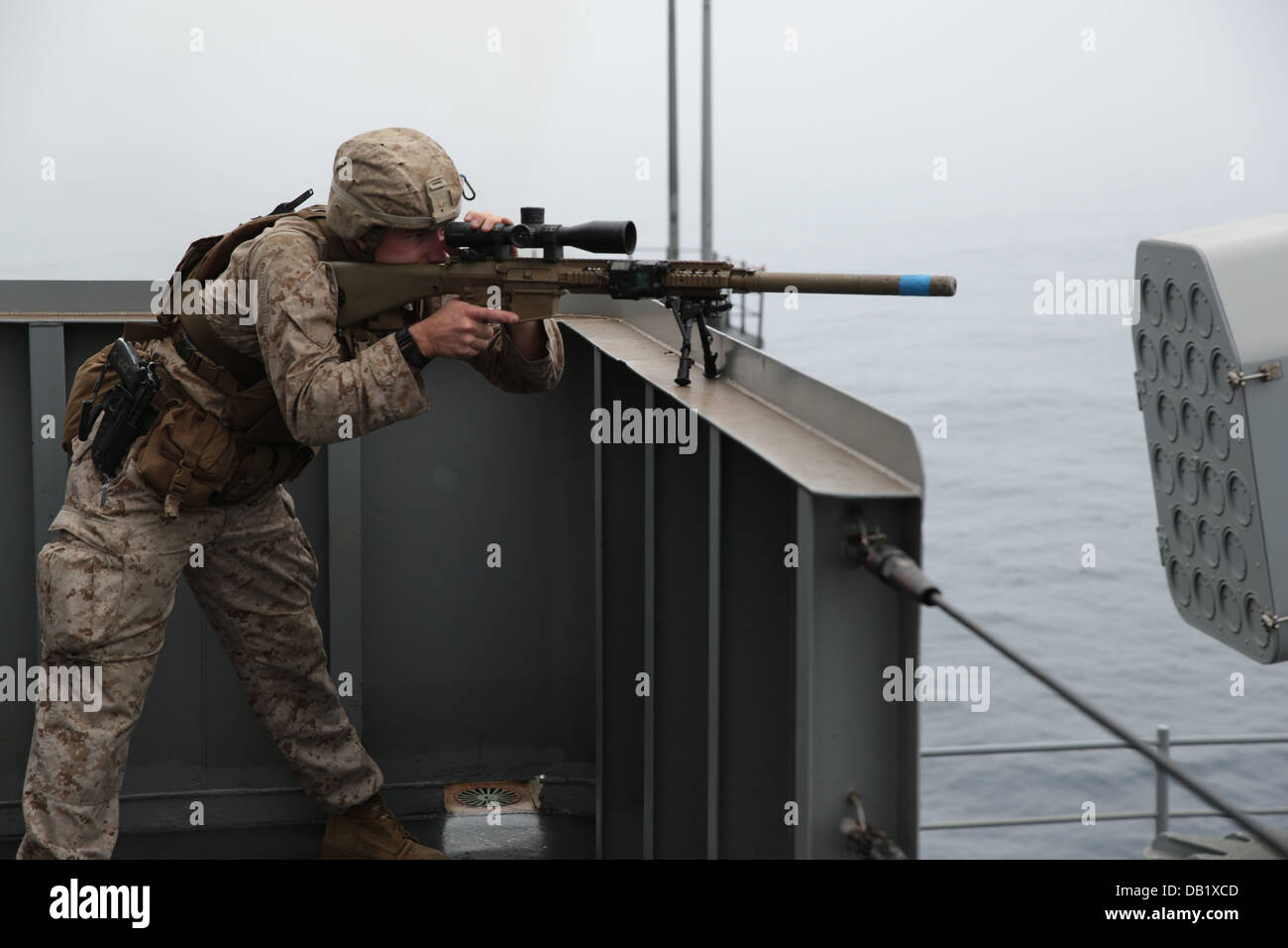 Scout sniper team hi-res stock photography and images - Alamy