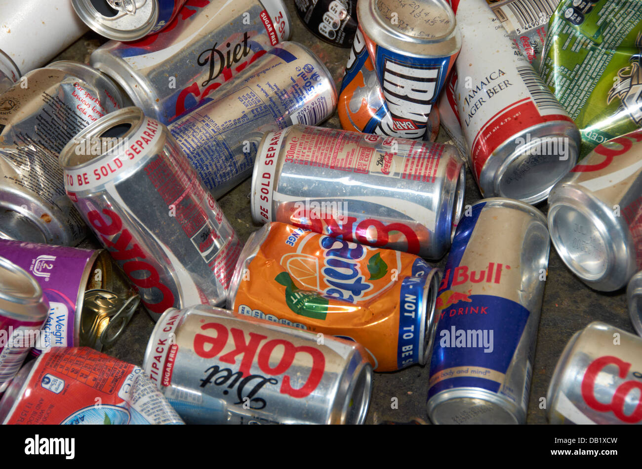 Empty pepsi cans hi-res stock photography and images - Alamy