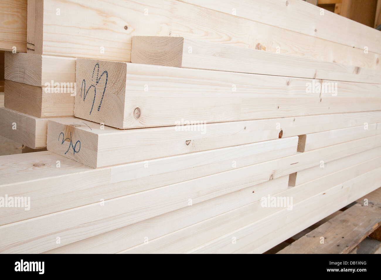 Stack of new wooden studs at the lumber yard Stock Photo - Alamy