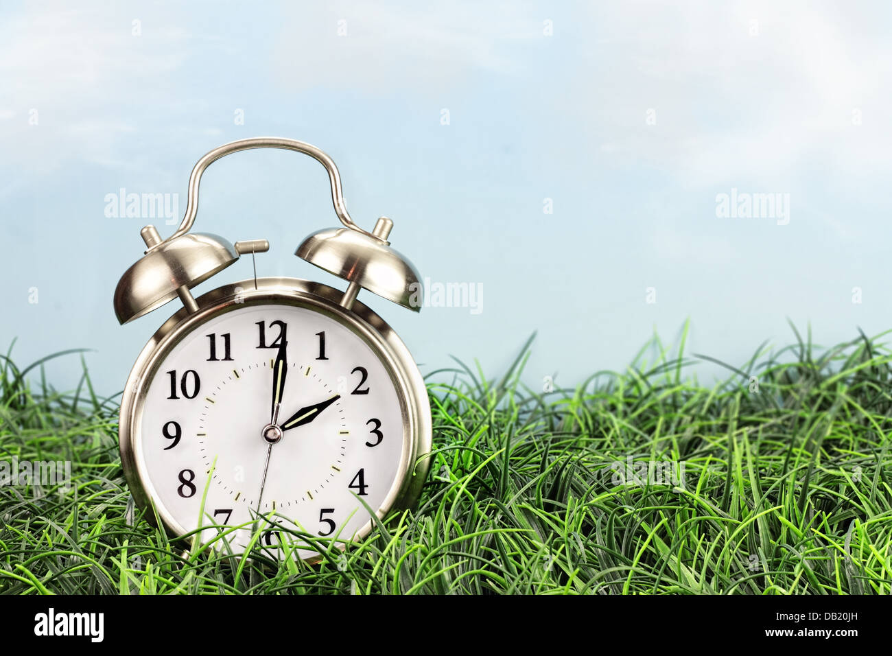 Daylight savings time horizontal hi-res stock photography and images ...