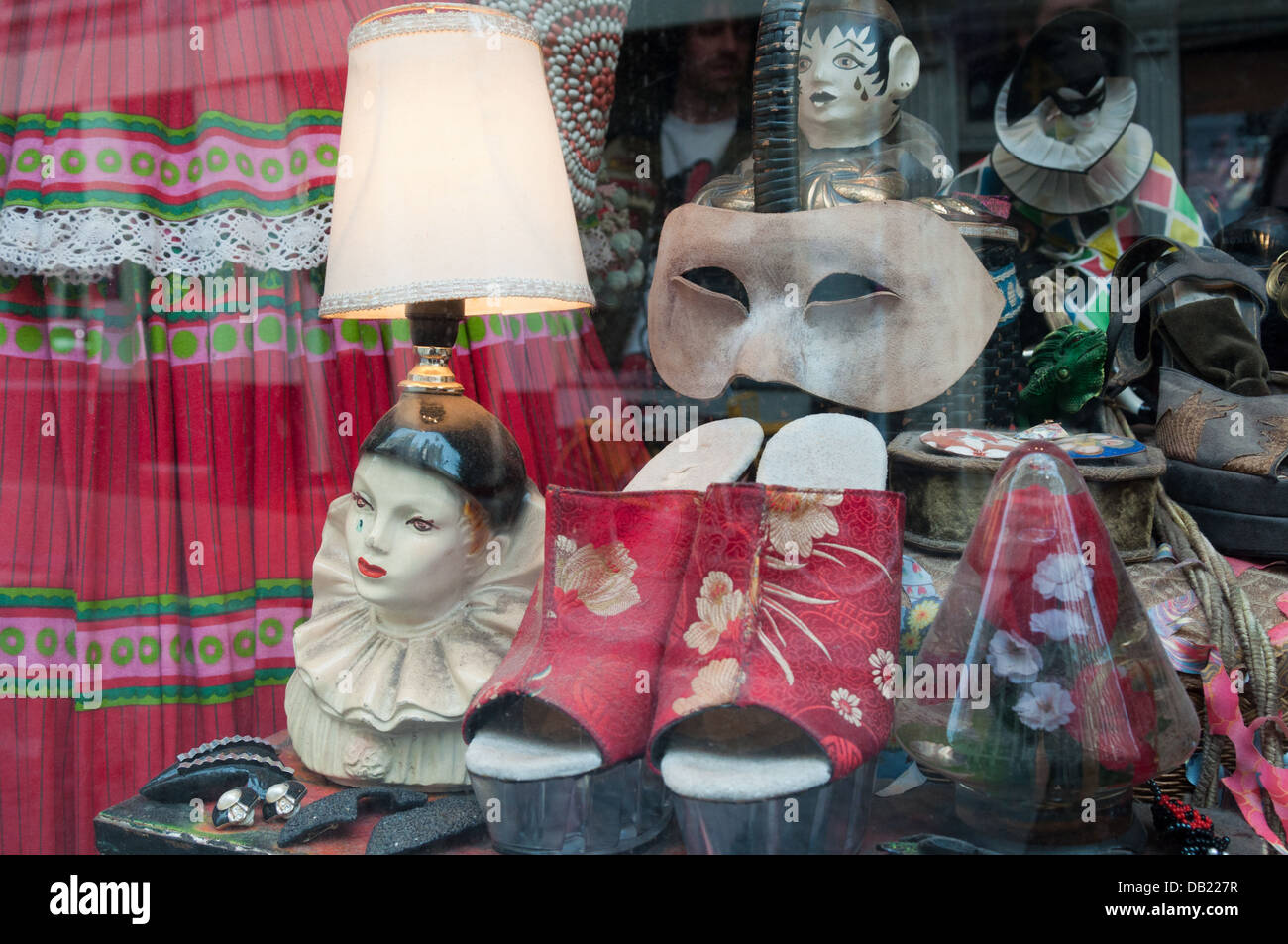 The window display of a junk shop in Amsterdam Stock Photo - Alamy