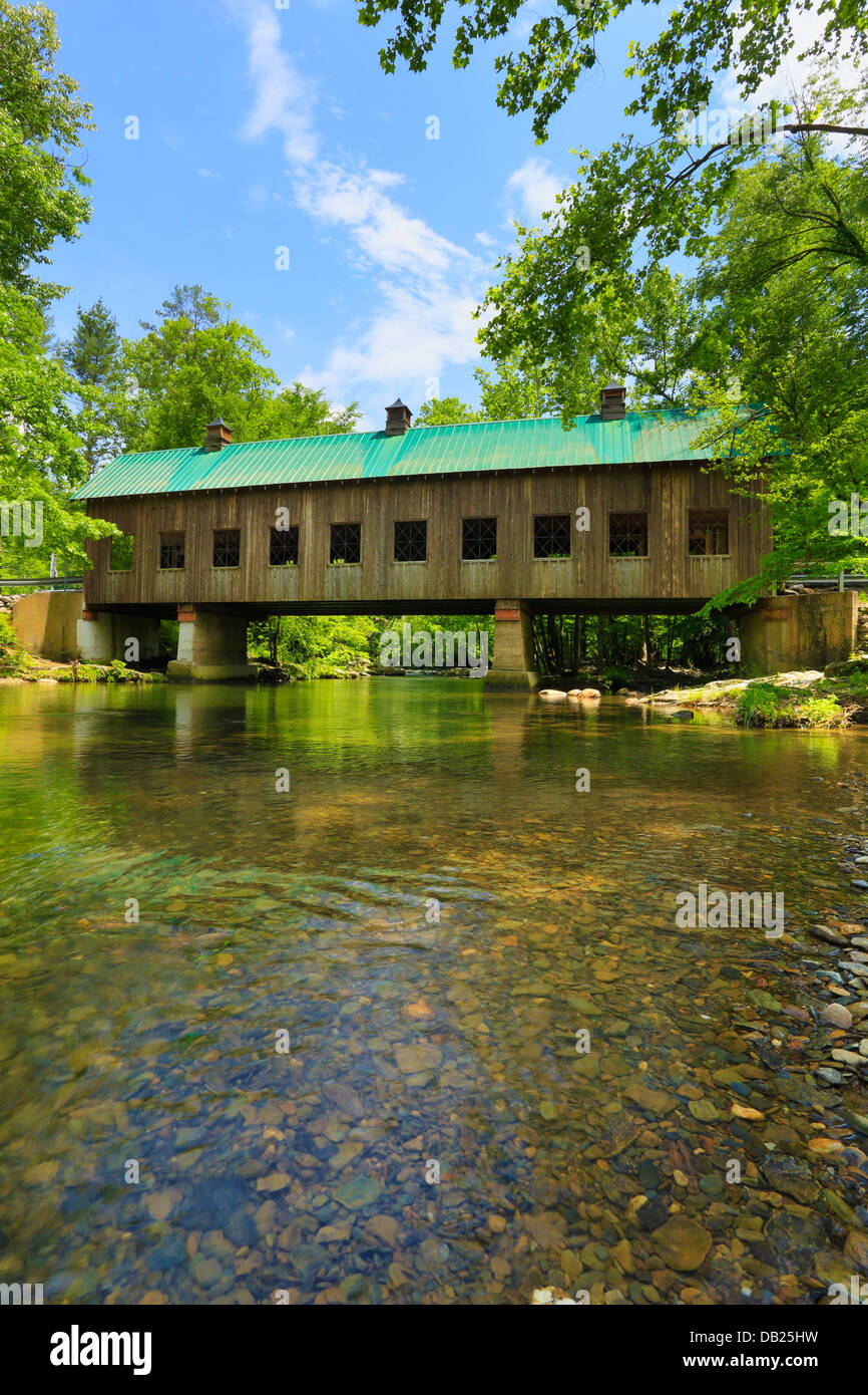 Emerts Cove Covered Bridge, Pittman Center, Tennessee, USA Stock Photo ...