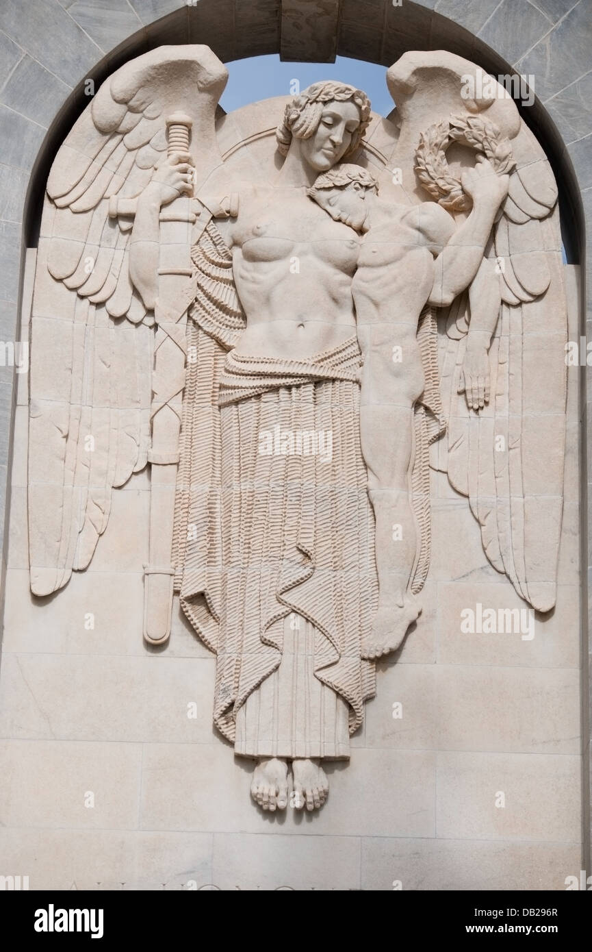 War memorial angel statue angel hi-res stock photography and images - Alamy