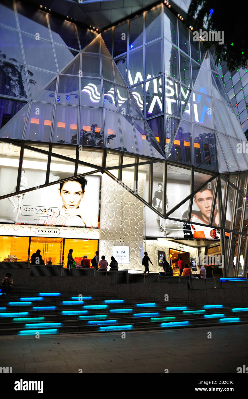 Orchard Road Wisma Atria Mall Singapore Stock Photo - Alamy