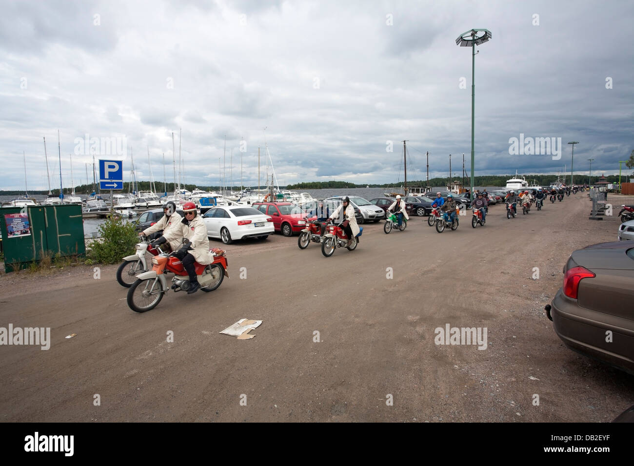 Convoy of mopeds hi-res stock photography and images - Alamy