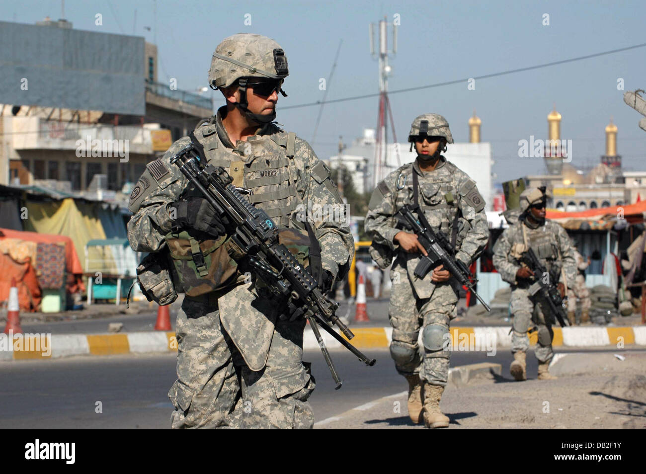 Paratroopers iraq hi-res stock photography and images - Alamy